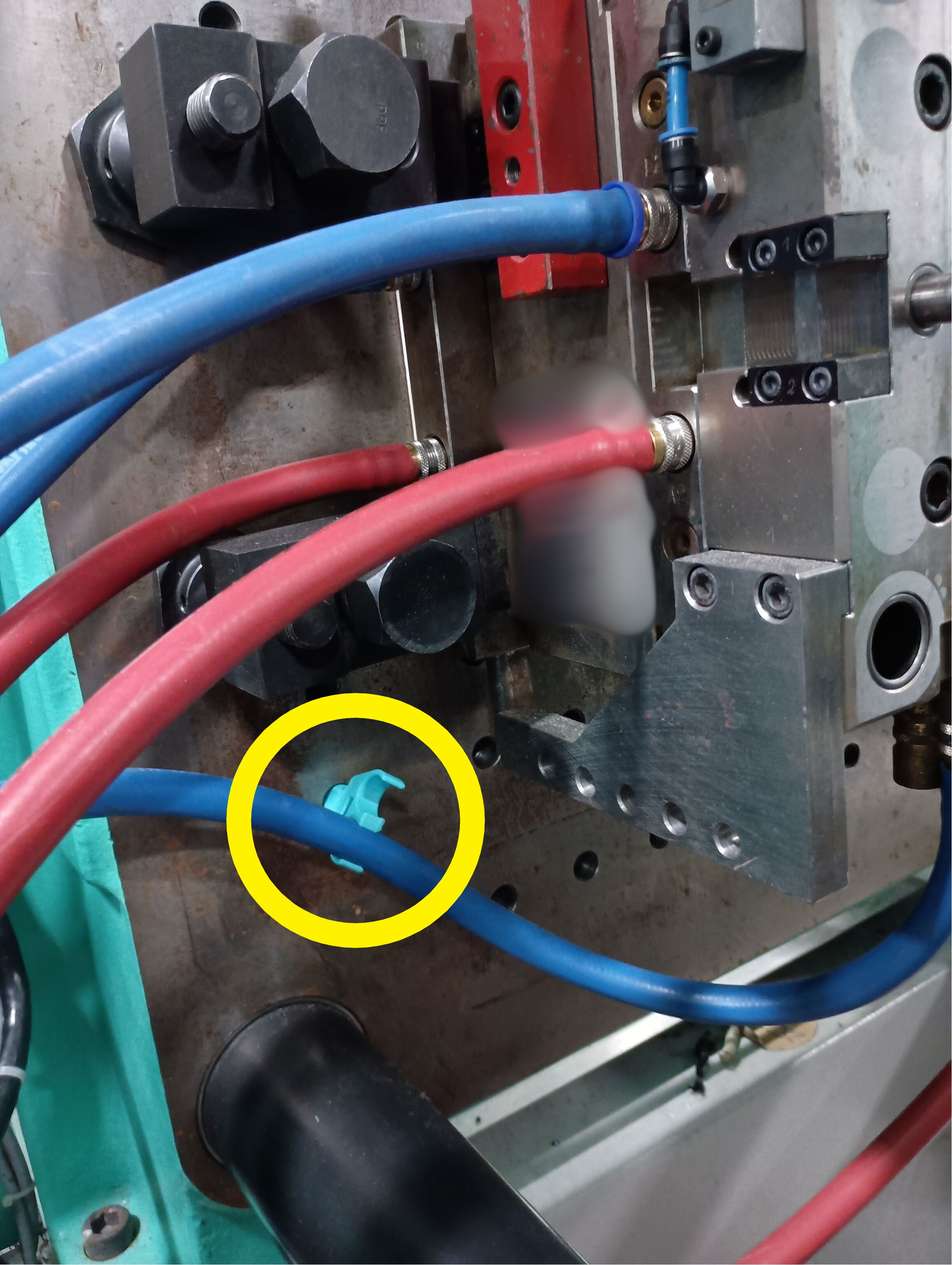 Injection Molding Platen Hose Clip/Retainer by PensiveSpirit | Download ...