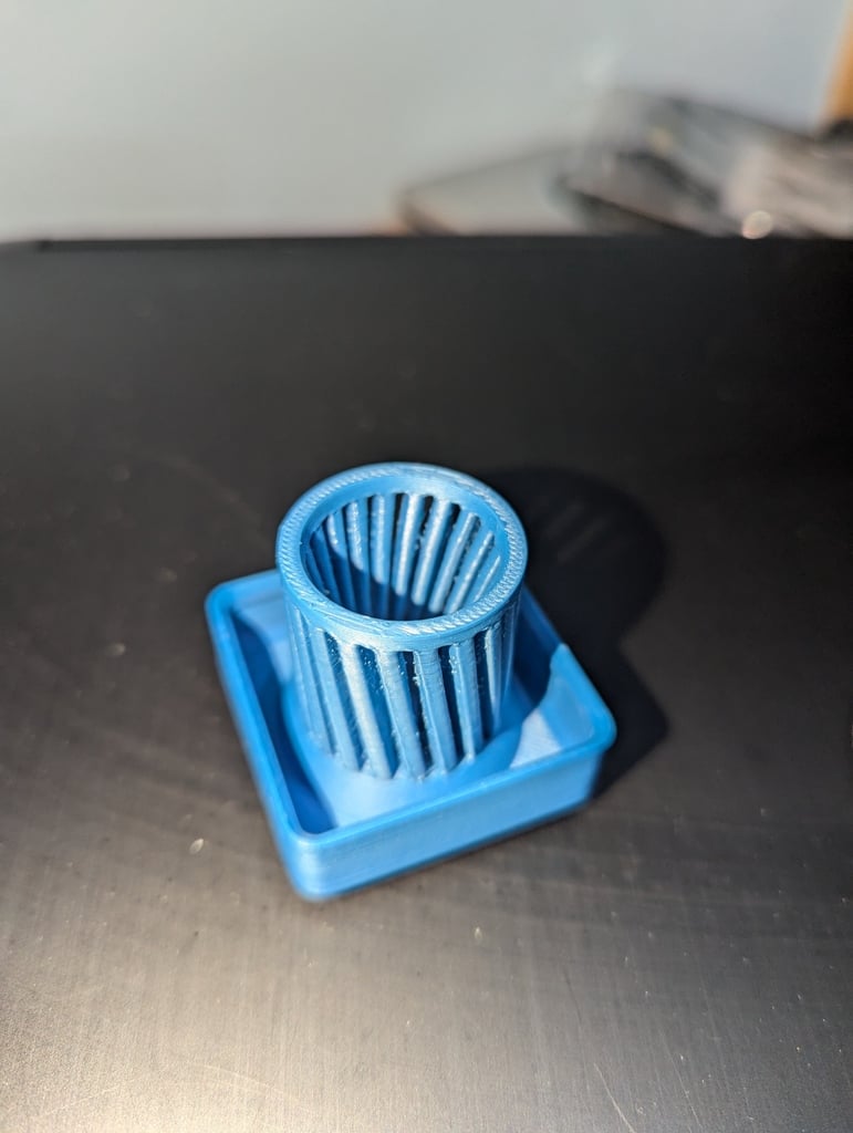 3d pen holder standing-up Gridfinity by Guillaume | Download free STL ...