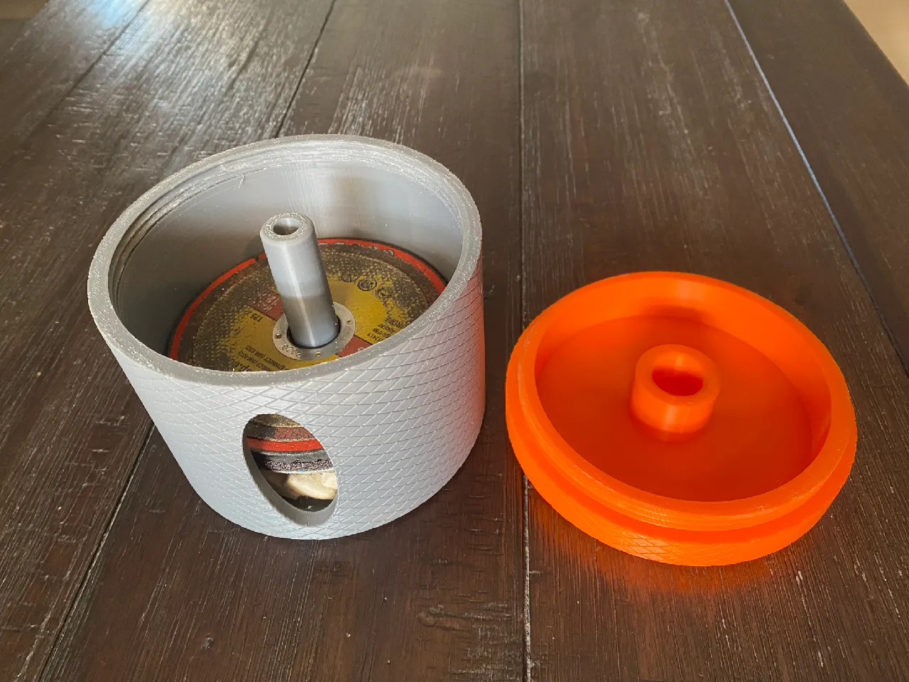 125mm Angle grinder disc container by Heinrich | Download free STL ...