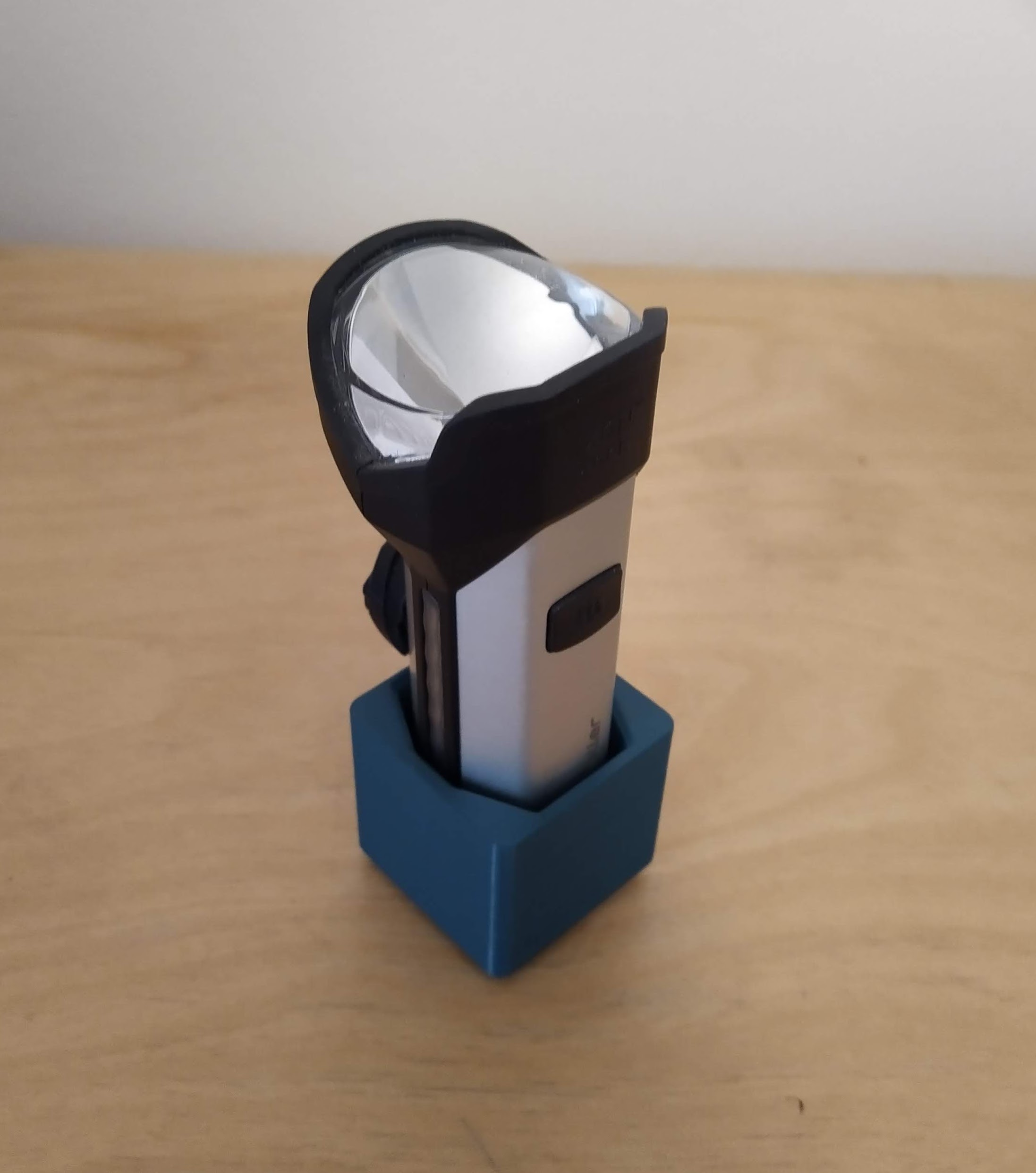 Gridfinity holder for b+m Ixon Core by martin.demling | Download free ...