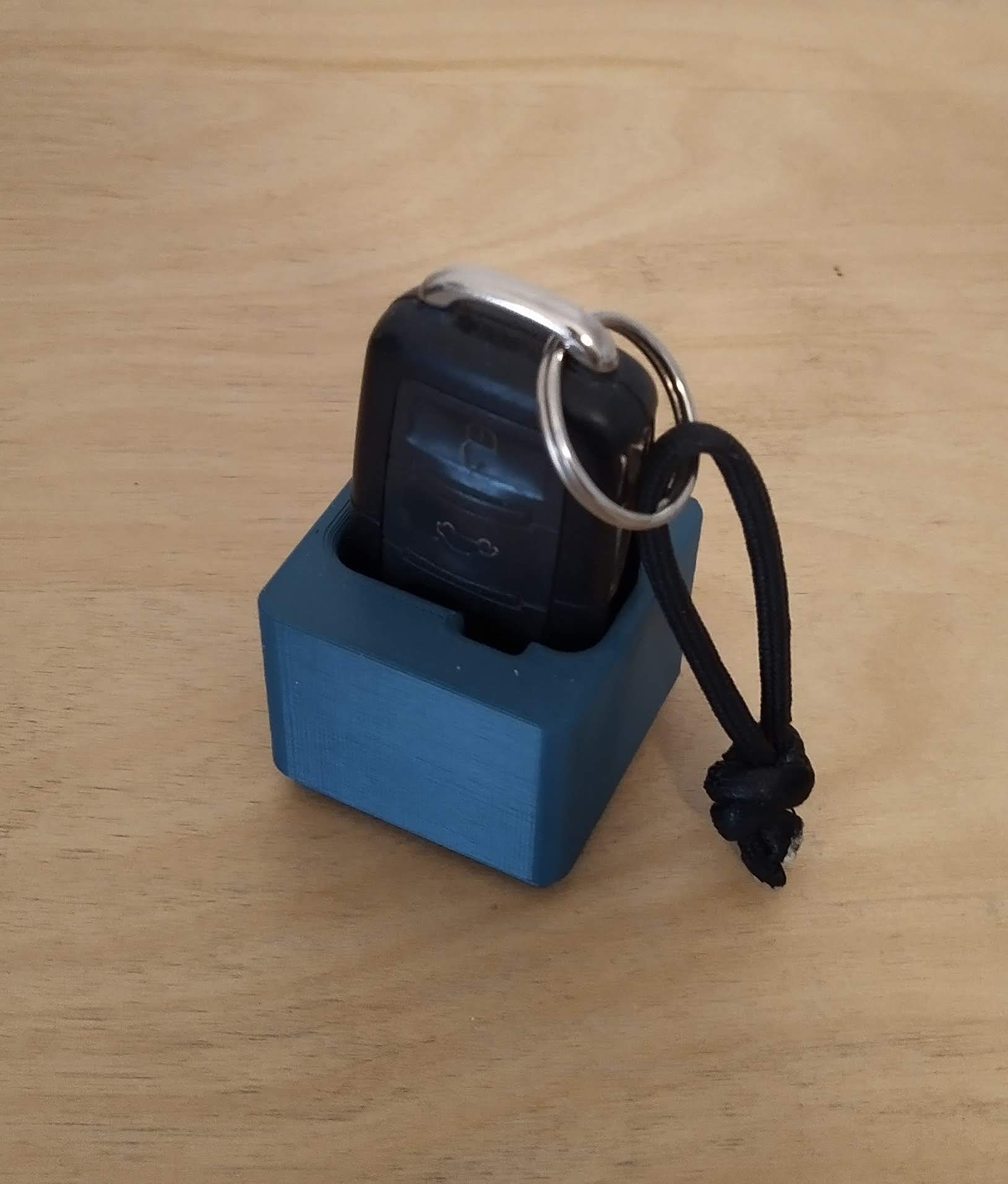 Gridfinity holder for Skoda key fob by martin.demling | Download free ...
