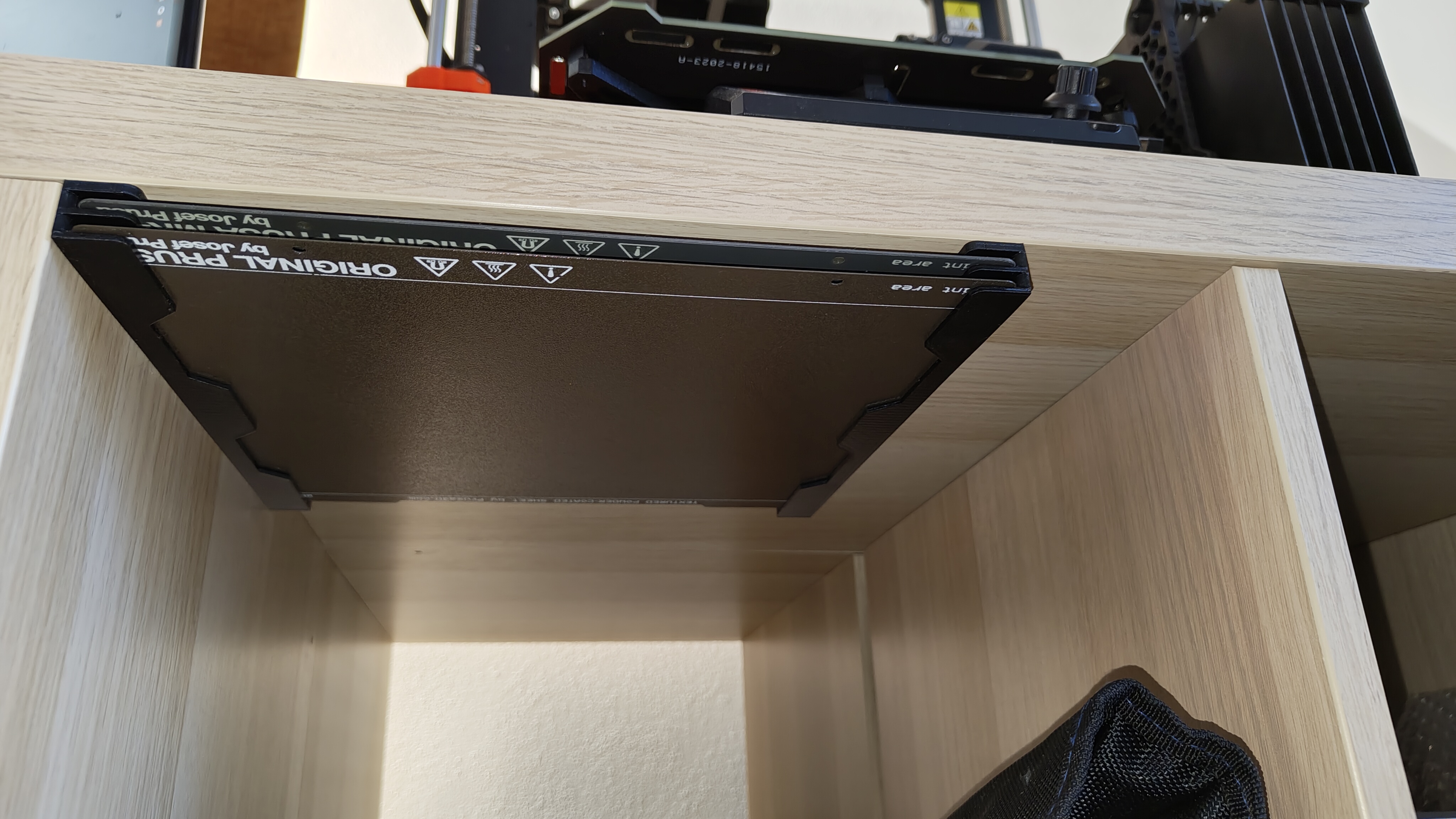 Print plate holder for Prusa plates by Lo5iteCH | Download free STL ...
