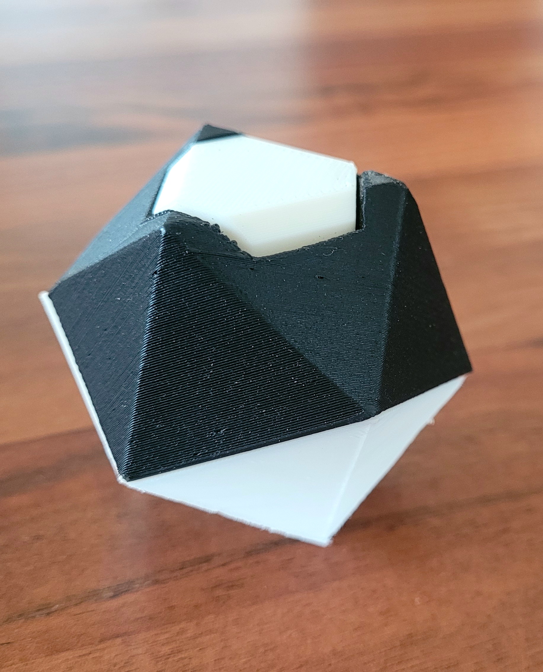 Icosahedron / Ikosaeder Single Extruder - Dual Color by lombarle | Download free STL model ...