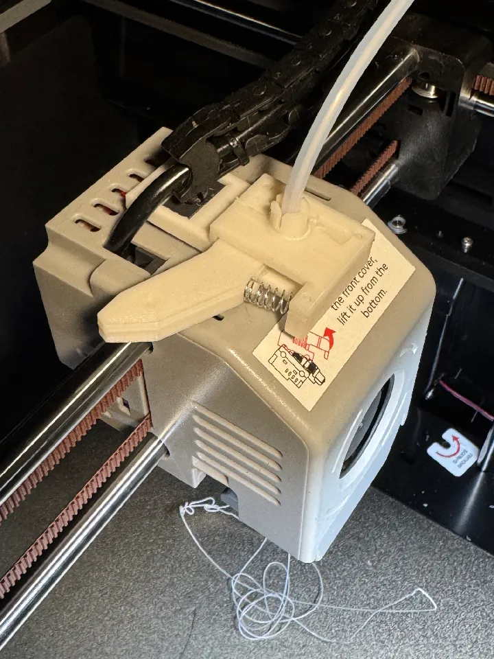 Qidi Q1 Pro Filament Cutter by Jeffery Strahan | Download free STL ...