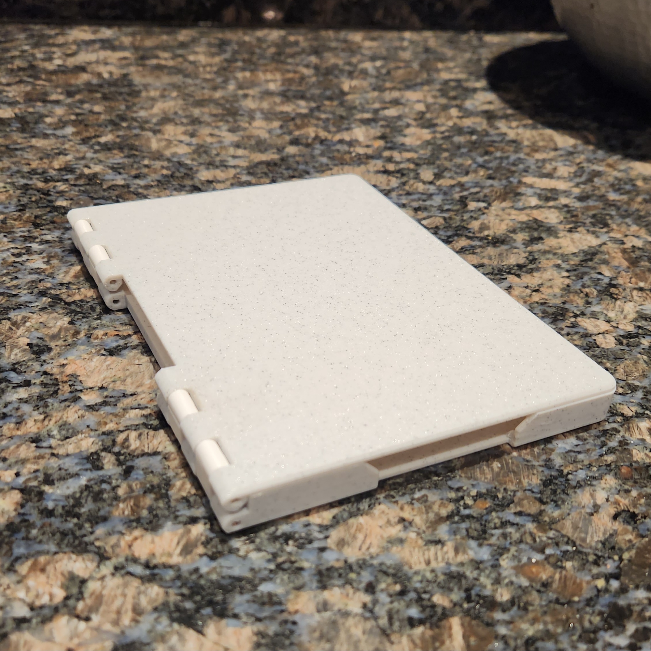 Kindle 4th Gen Case 360 Degree Hinge by Eximyes | Download free STL ...