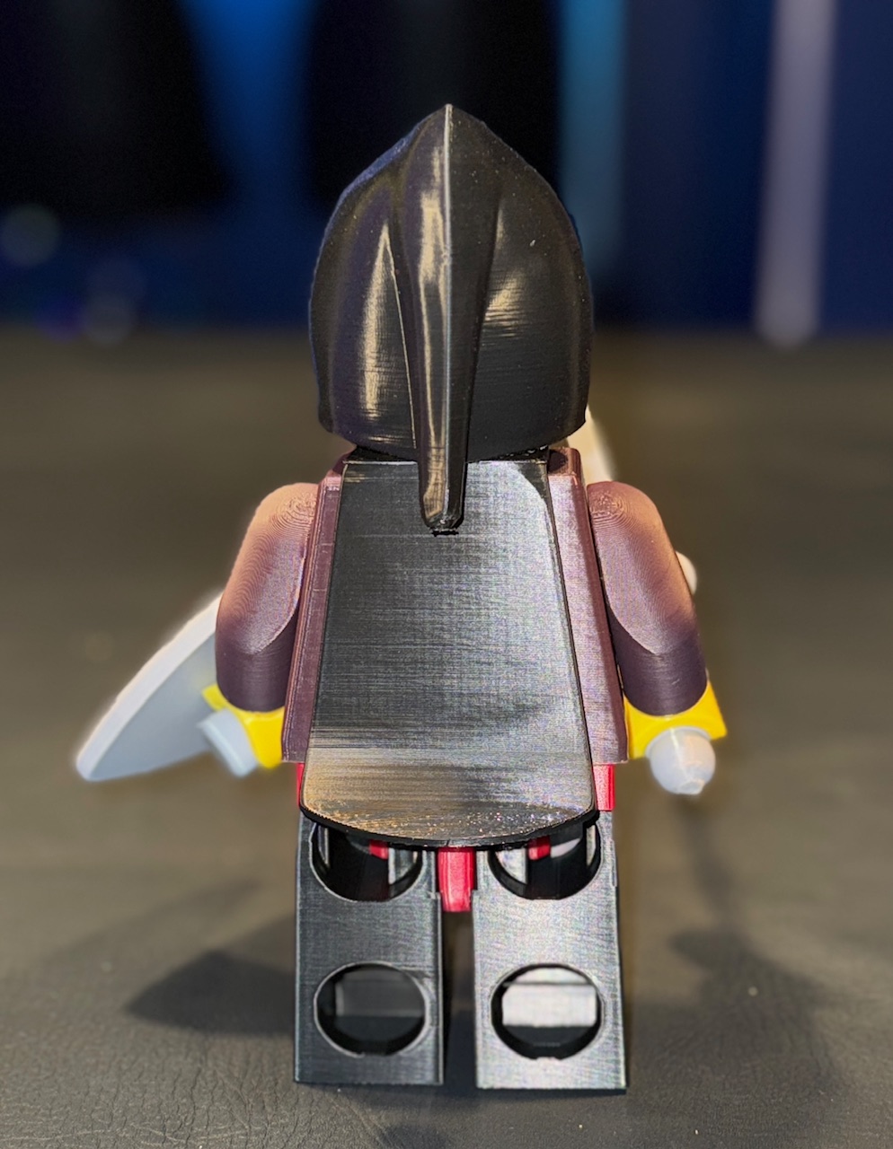 Mega-sized Lego-like Castles Themed Wolfpack Mini-Figures (5:1 Scale ...