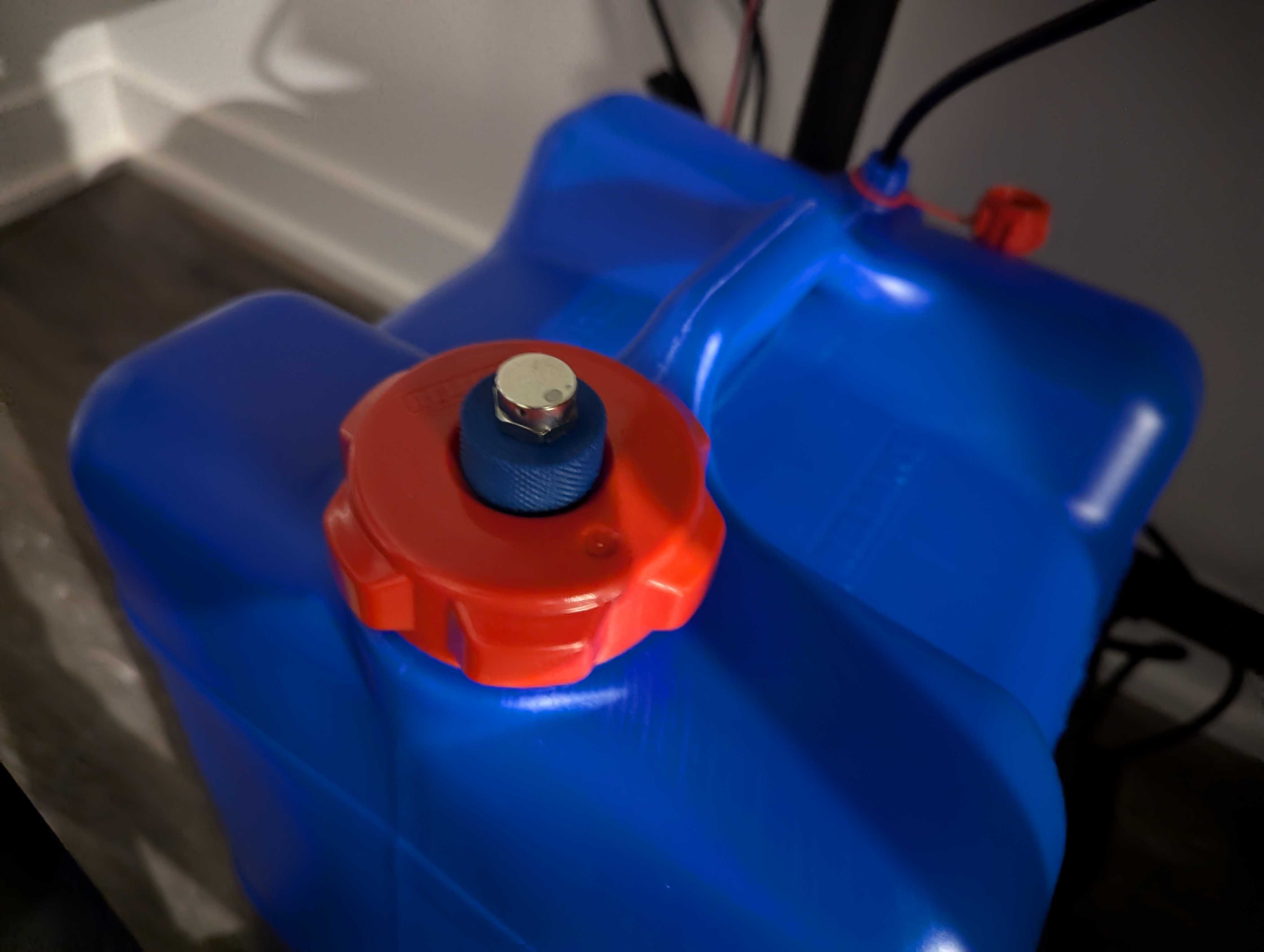 Reliance Aqua-Tainer Plug by ZeeTwii | Download free STL model ...