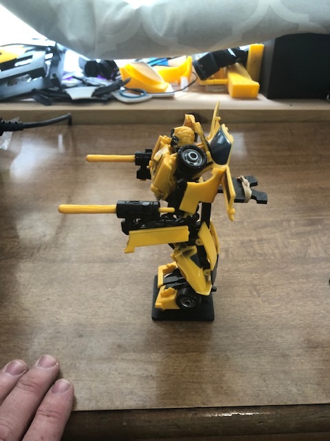 Transformers 2007 Bumblebee display Stand by Jssharpknife | Download ...