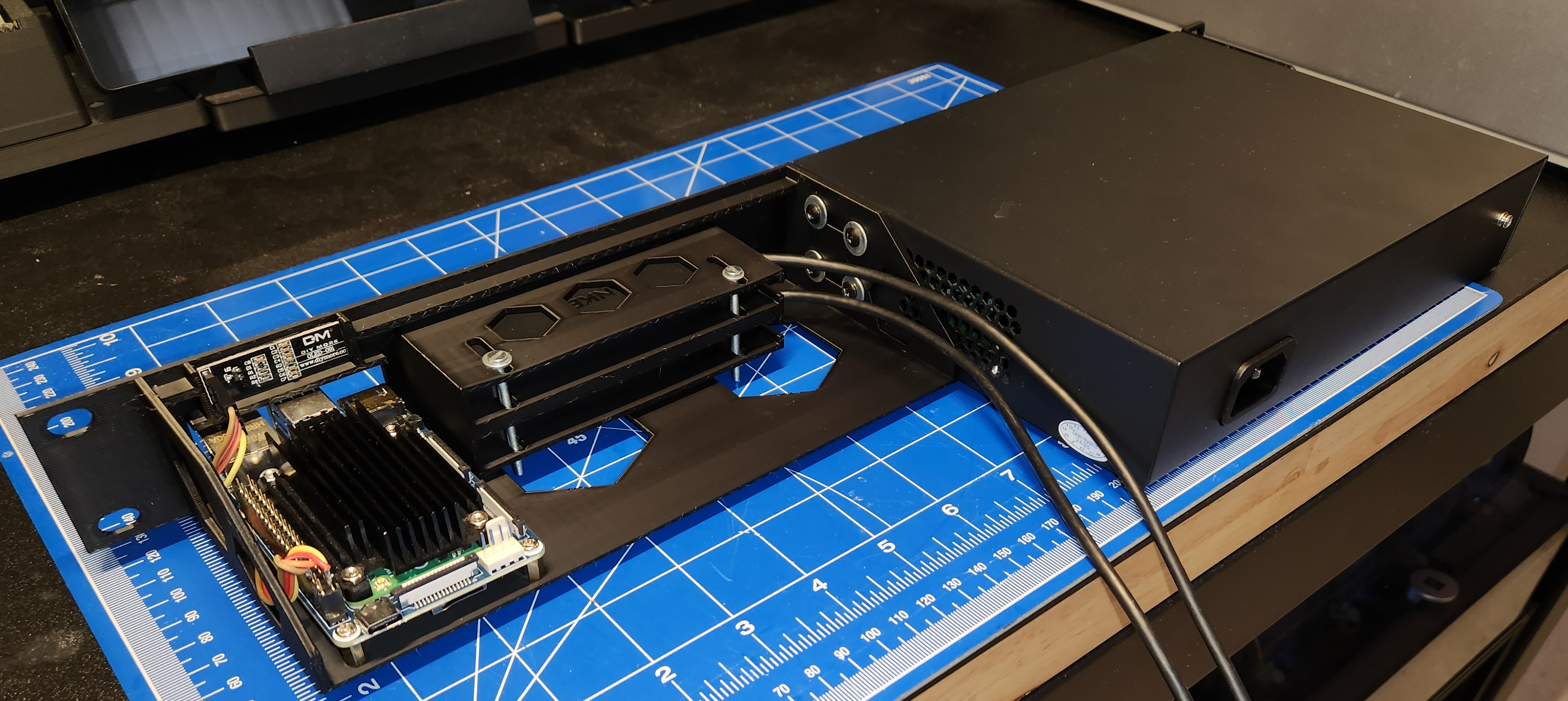 1U 19 inch rack front panel mount for one 218mm wide switch, one ...