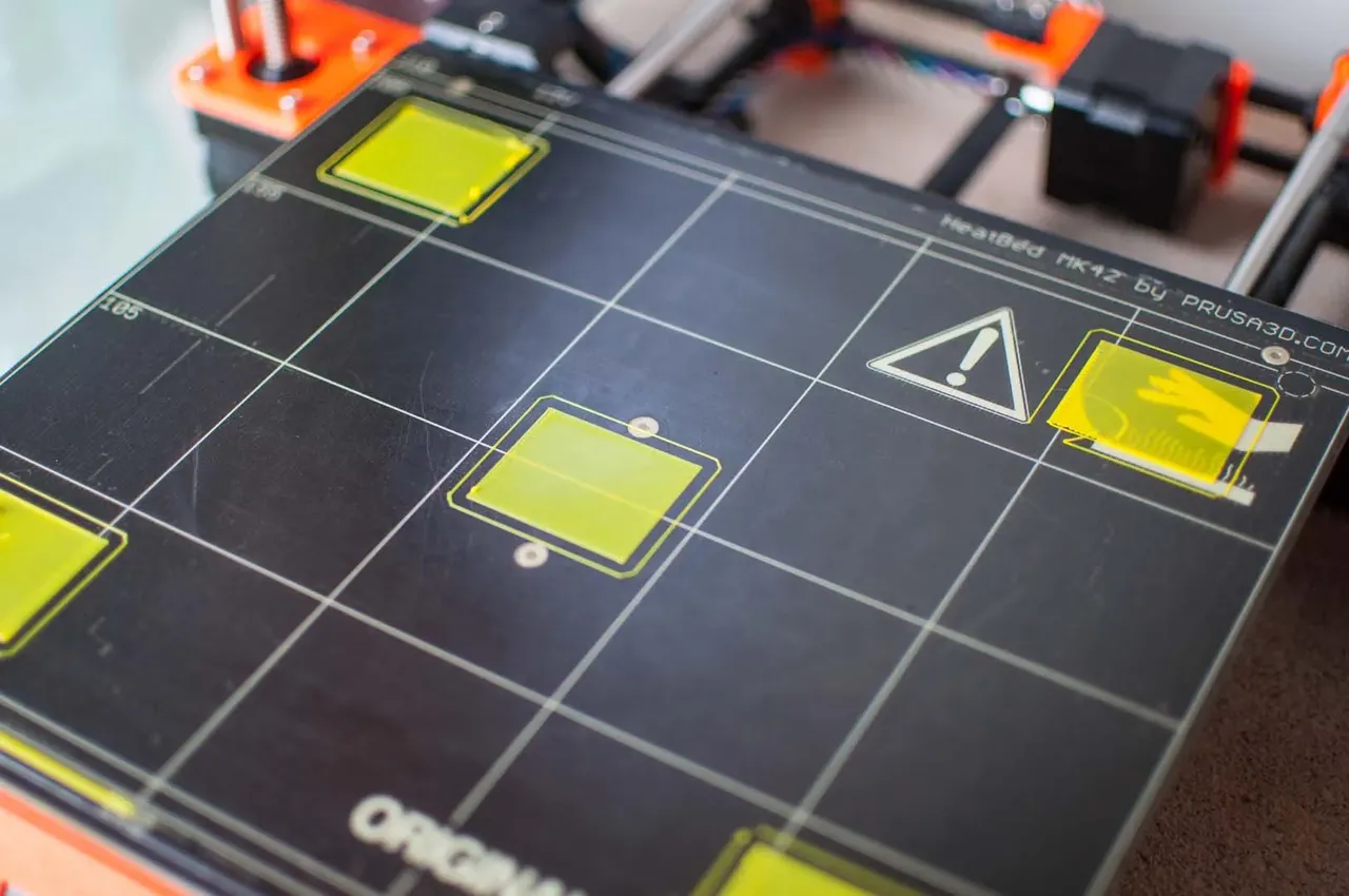 Bed leveling square (center) by Hobby Hoarder | Download free STL model ...