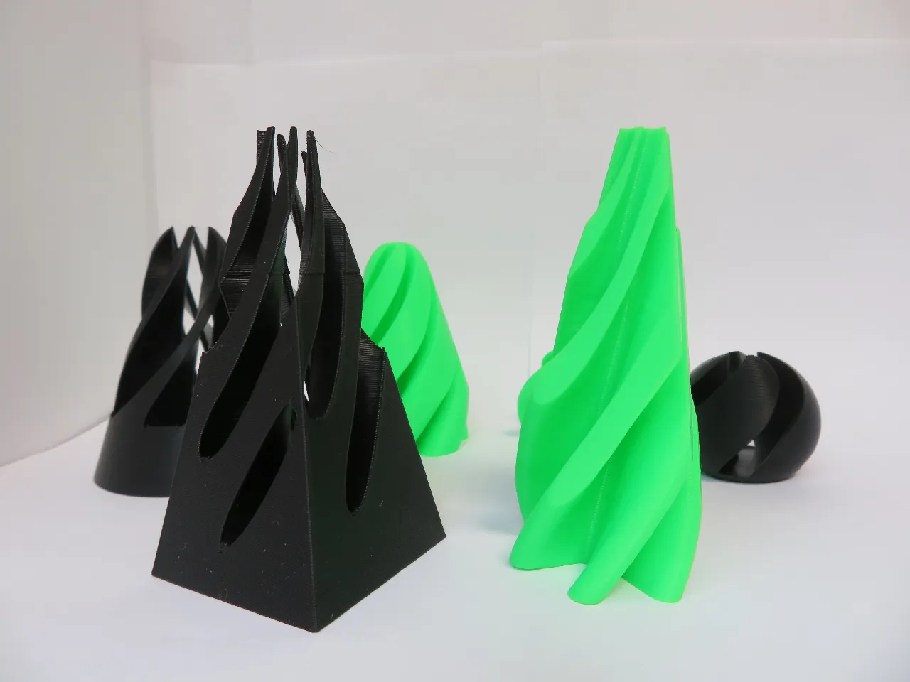 The BEST (Square Pyramid) Impossible Vortex Passthrough by Master ...