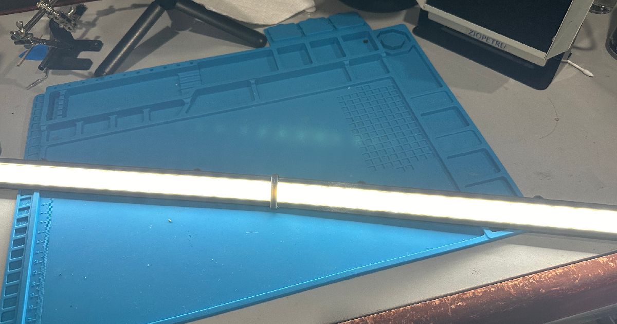 LED Light Bar Diffuser & Holder by Kayblasto | Download free STL model ...