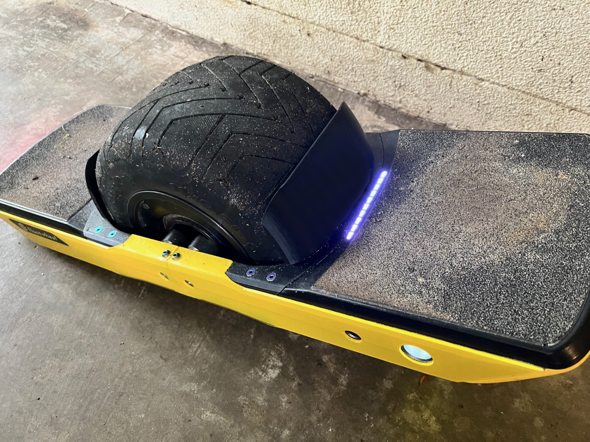Floatwheel ADV Mid Fender W Internal Splash Protection by uglyboy ...