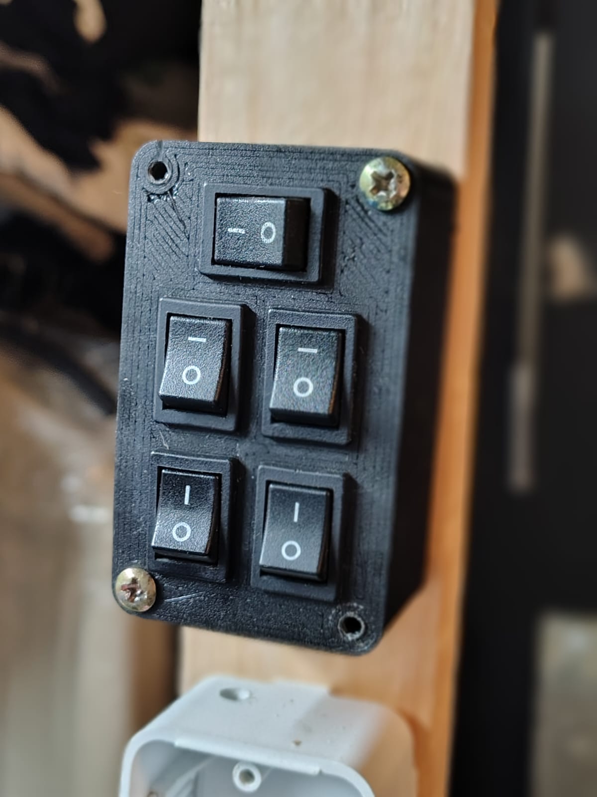 Switch Box for 5 switches by Menga | Download free STL model ...
