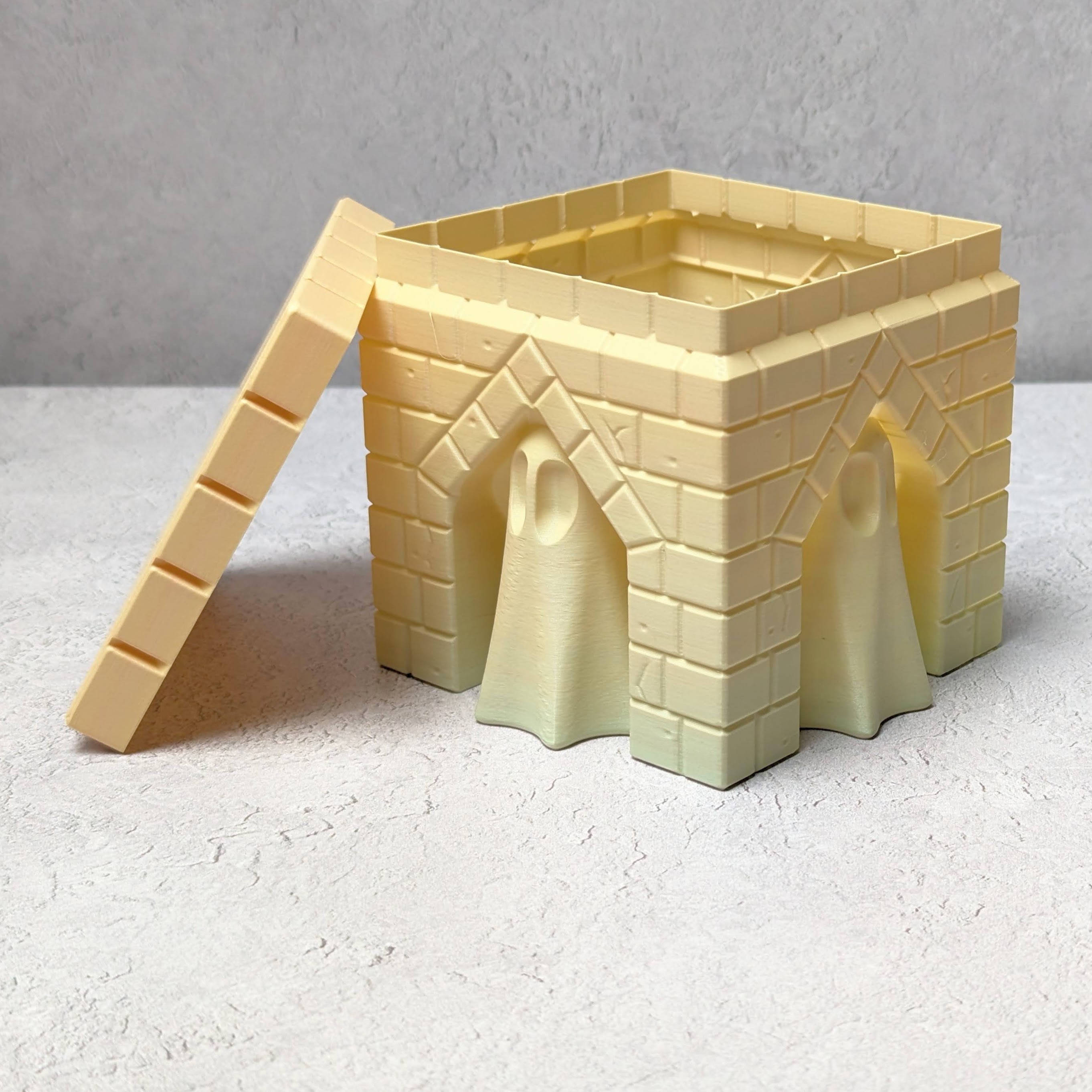 Ghost Nook Vase Box by Clockspring | Printables Store