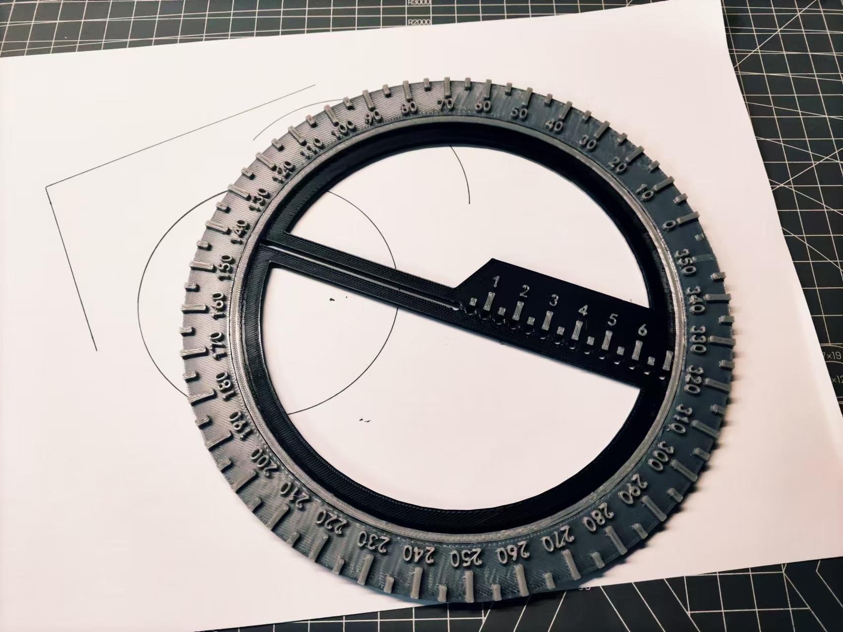Protractor von Stephen_ws | Kostenloses STL-Modell herunterladen ...
