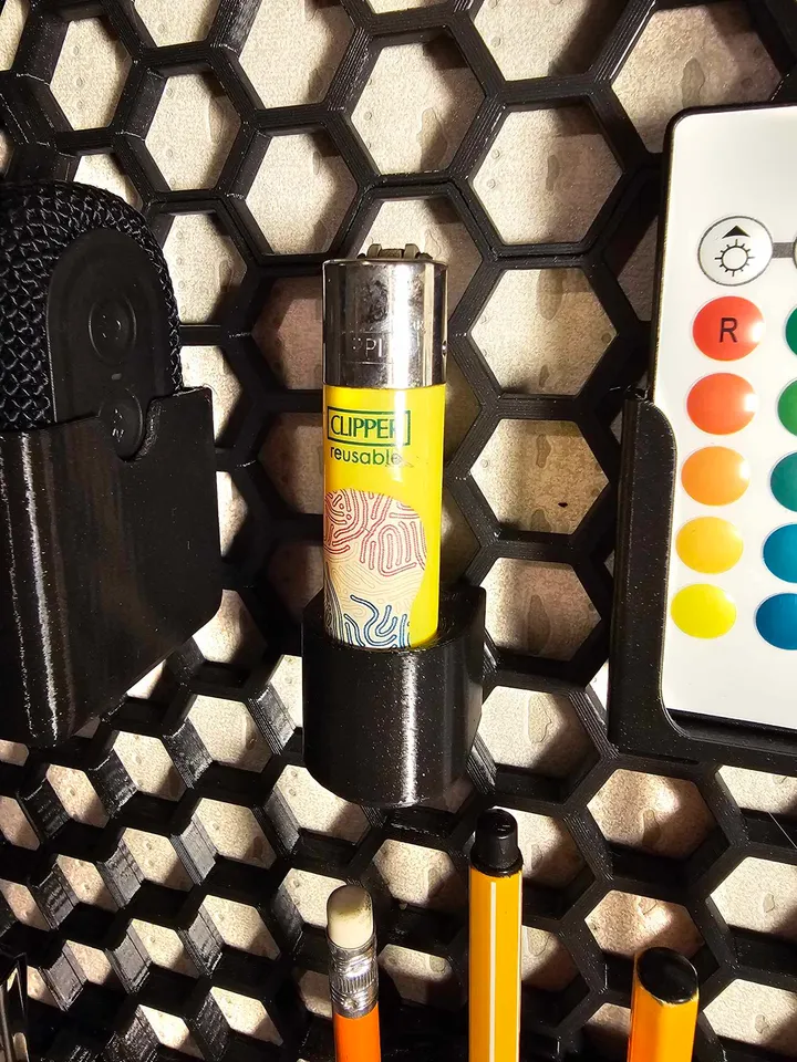 Clipper lighter holder for HSW by Grzdacz | Download free STL model ...