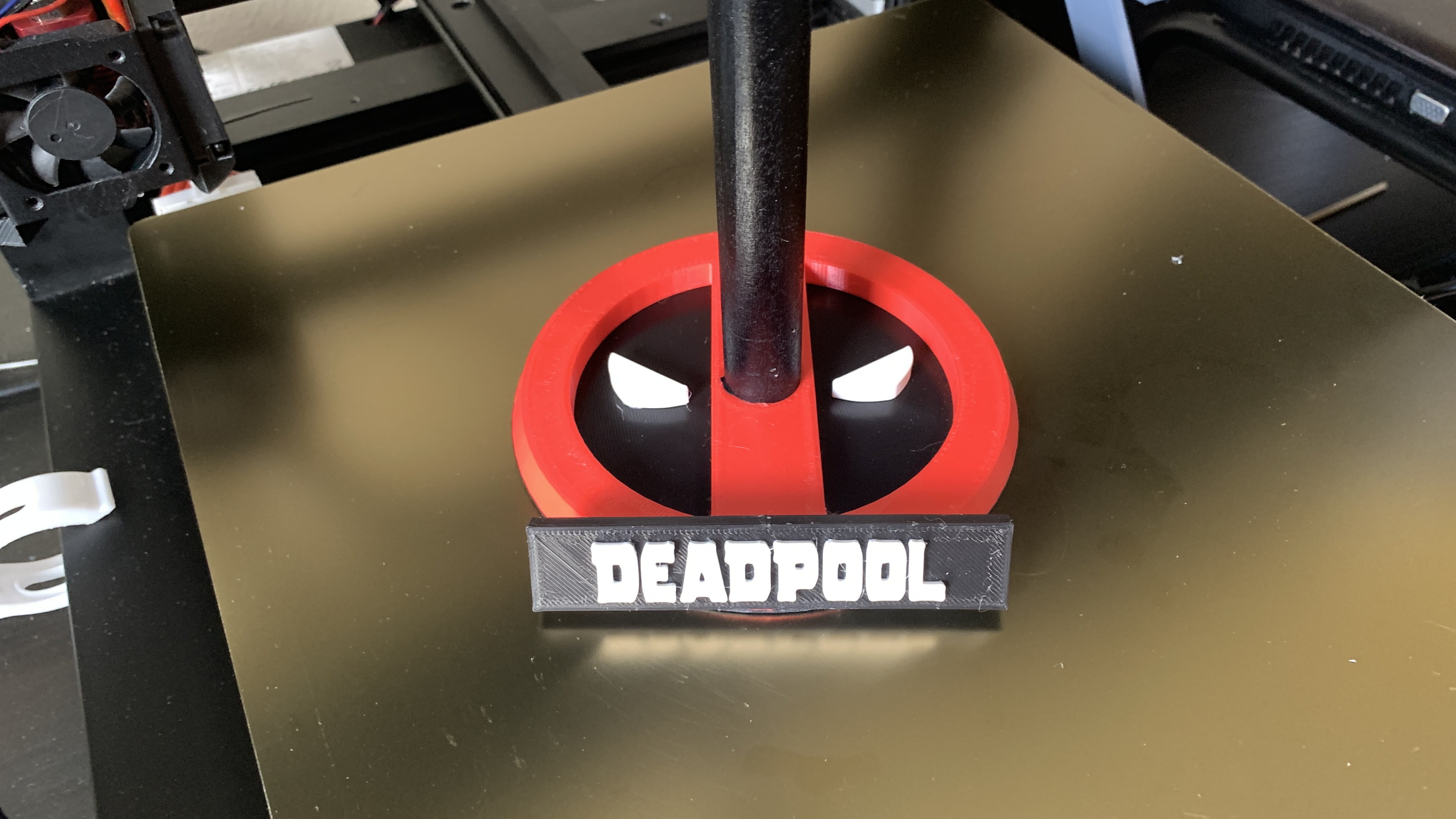 Deadpool Helmet stand by BDubil | Download free STL model | Printables.com