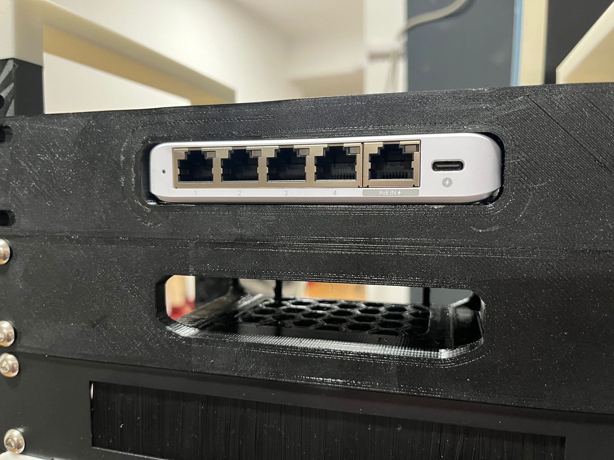 Ubiquiti Unifi USW-Flex-Mini 2.5G 5 10-inch rack mount von Maurício ...