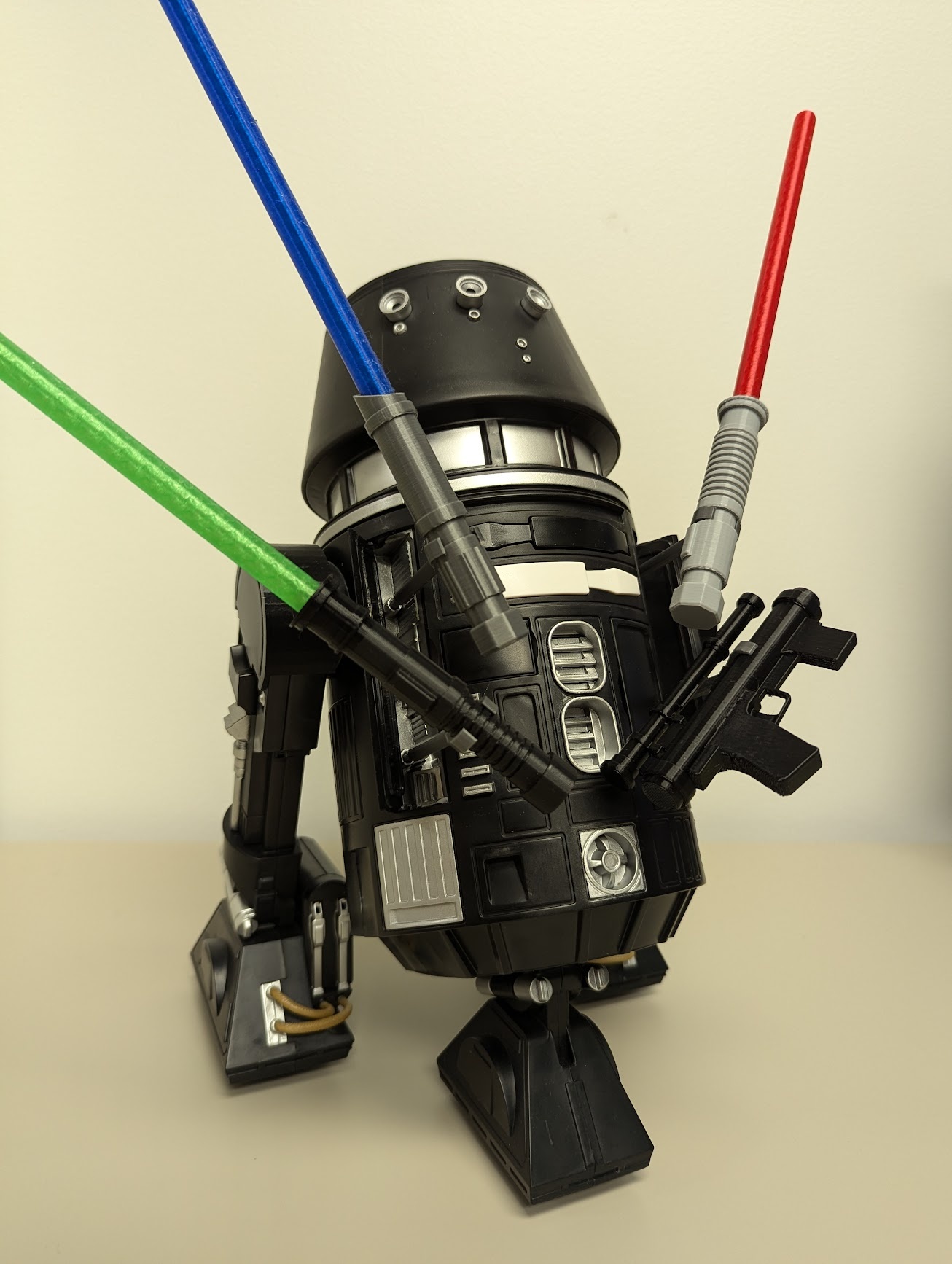 Droid Depot R Series Gripper Arm por c0yote | Descargar modelo STL ...