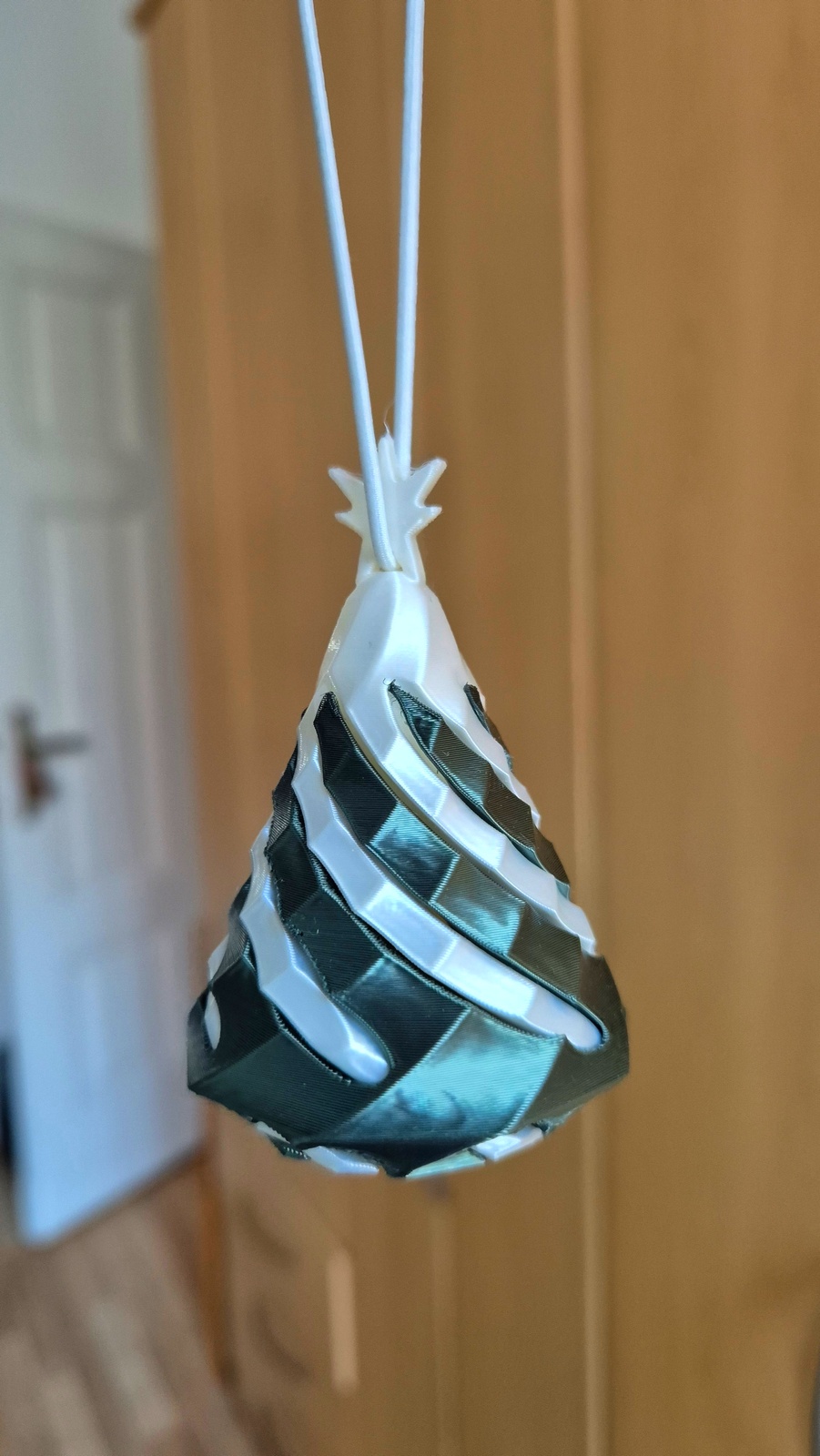 Christmas Tree vortex illusion v1.4 - single extruder / color by toni ...