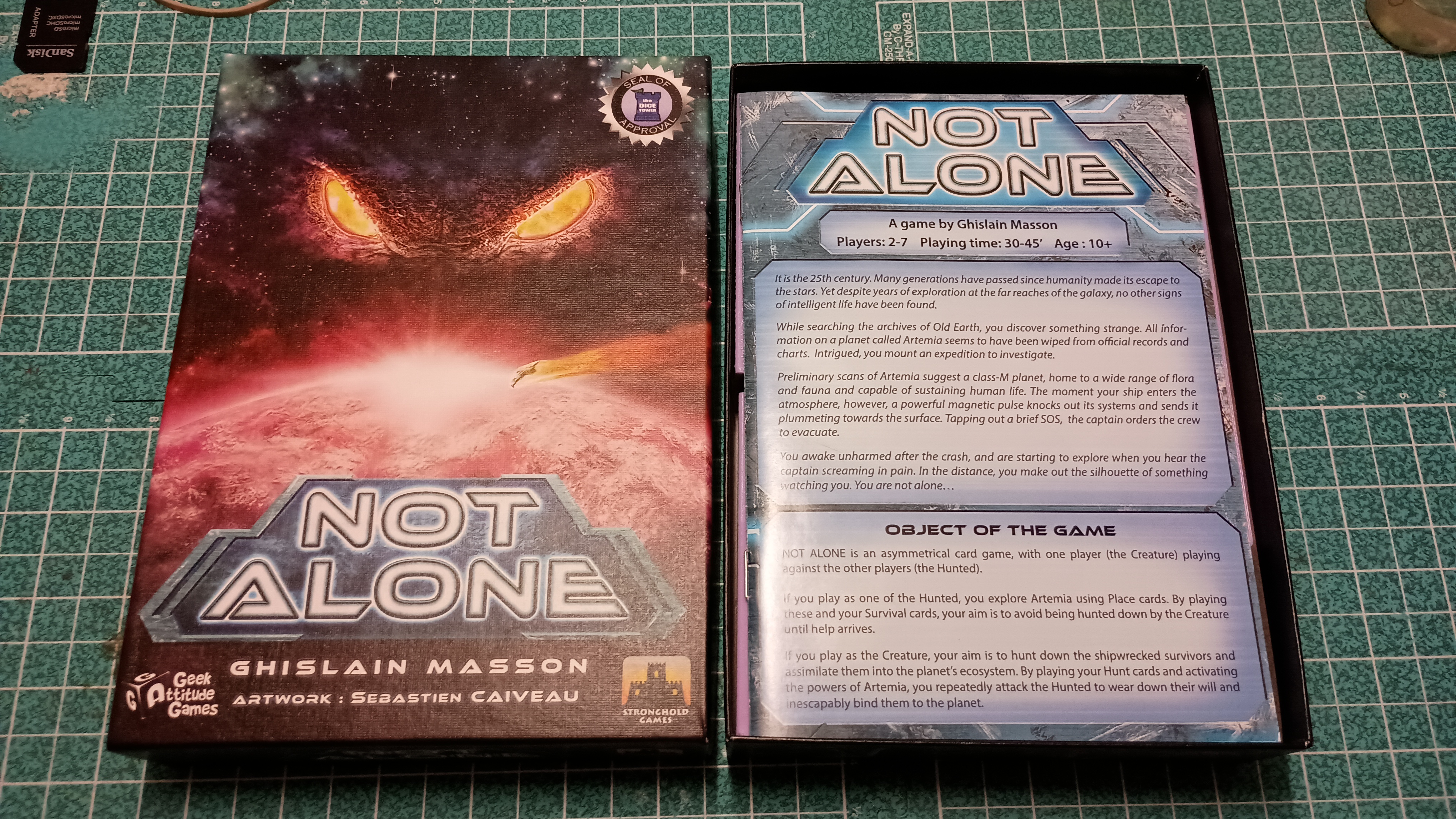 Not Alone - Organizer by CodeMinion | Download free STL model | Printables.com