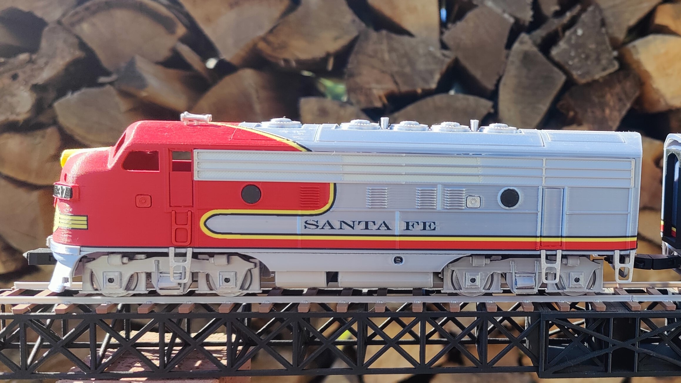 F7 Locomotive Body - AMS Warbonnet Livery by nullroute | Download free ...