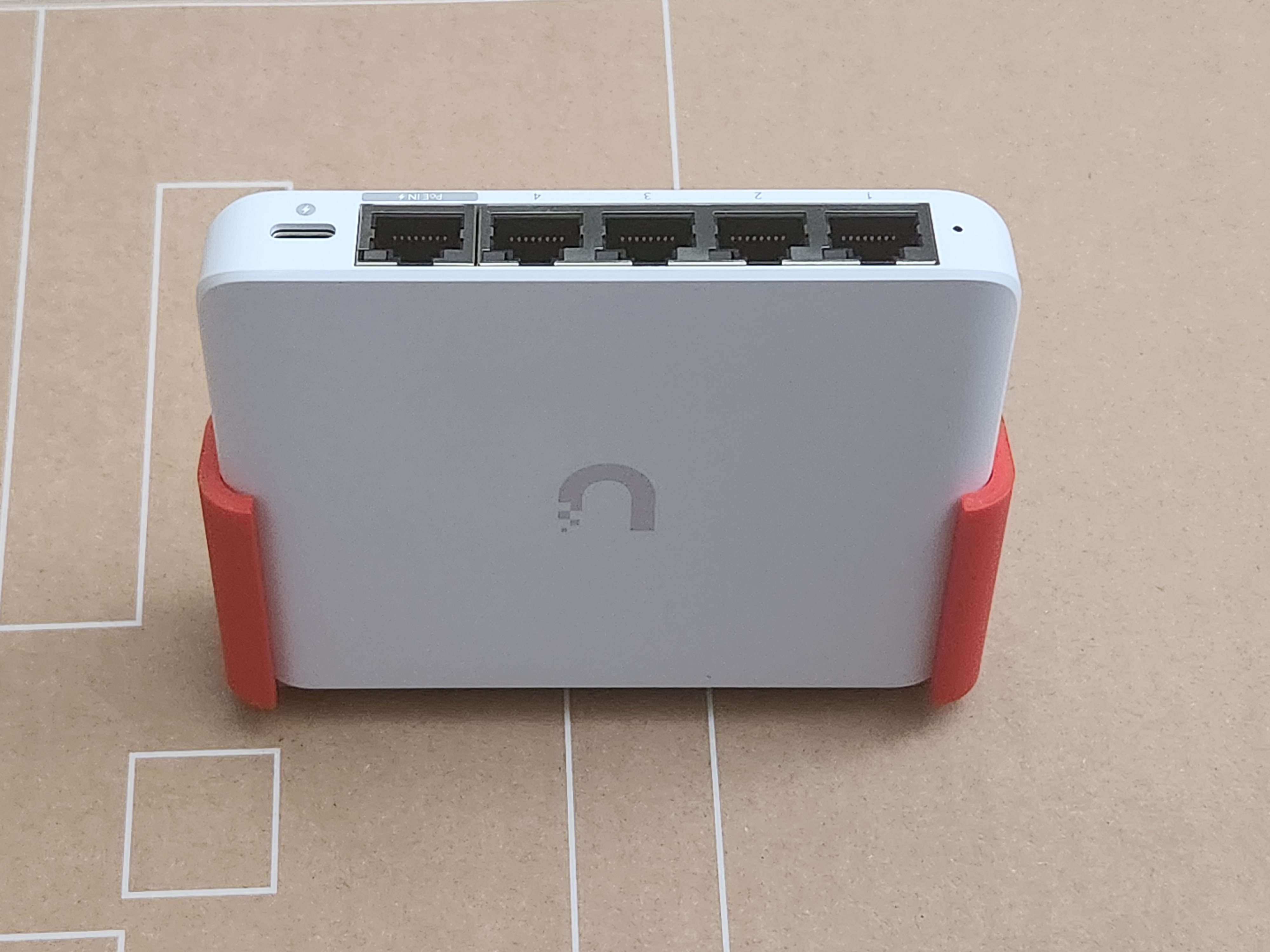 Ubiquiti Unifi USW-Flex-Mini 2.5G 5 Vertical Wall Mount w/ Tabs by Maelstrom Reef | Download ...