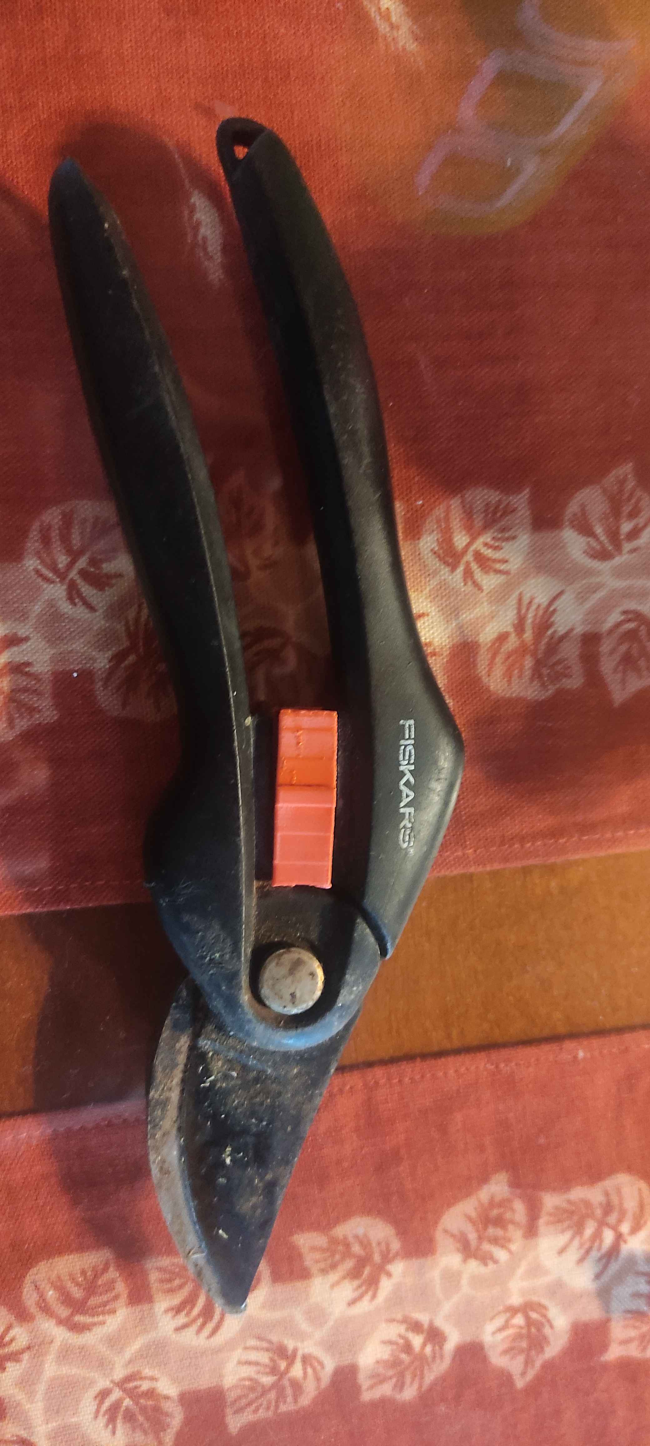 Fiskars garden scissors clip by pavel.sima06 | Download free STL model ...