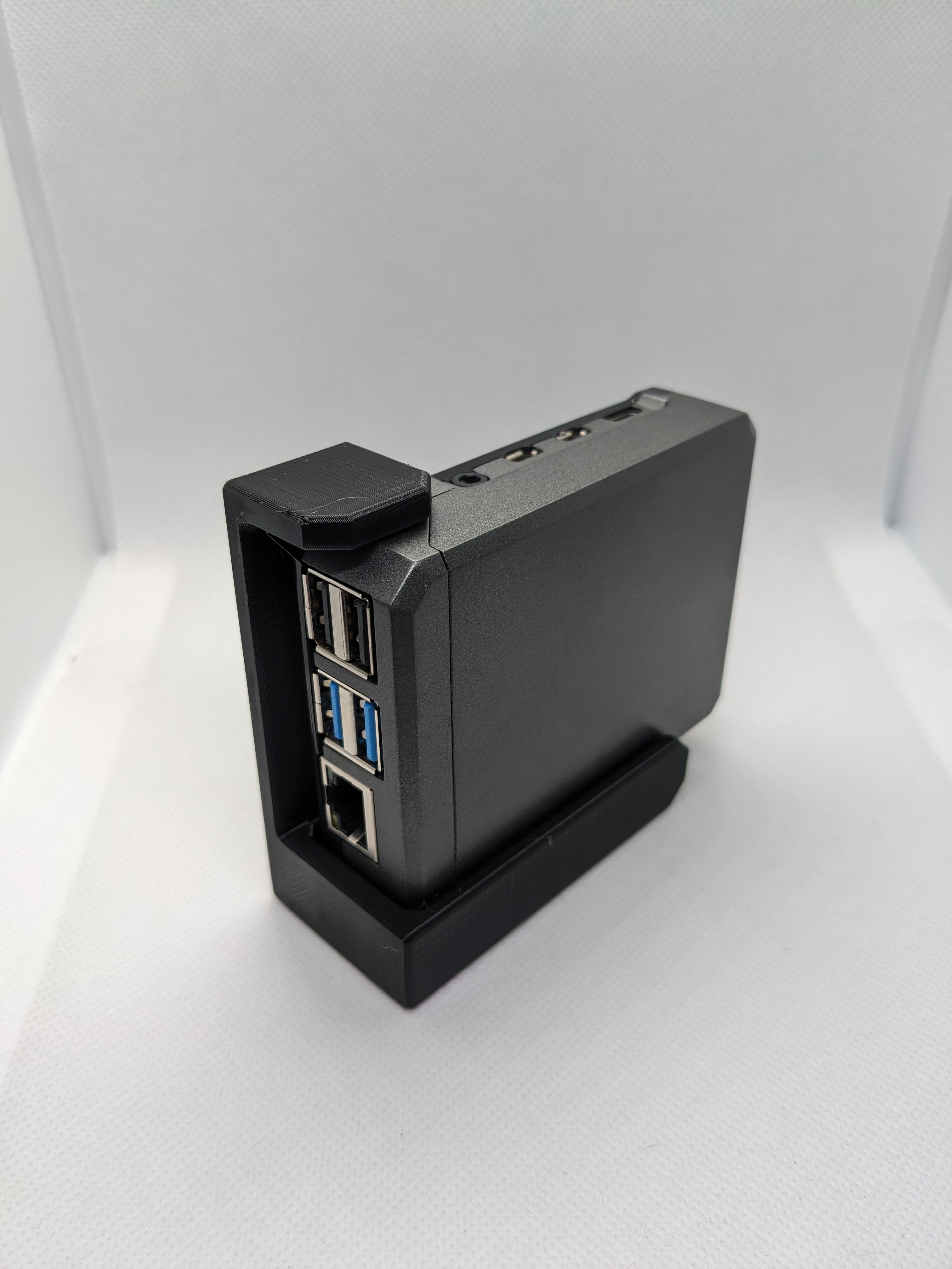 Retropie TV Mount by Micro Center | Download free STL model ...