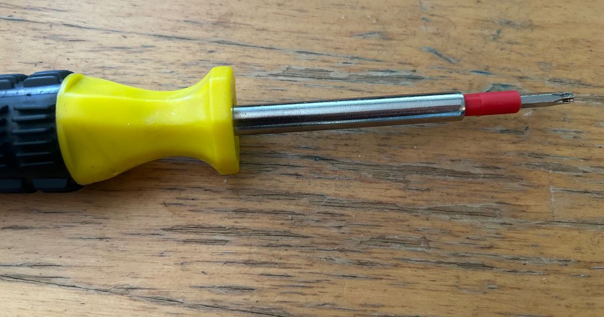 4 to 6mm hexagonal bit adapter by Eva Nina | Download free STL model ...