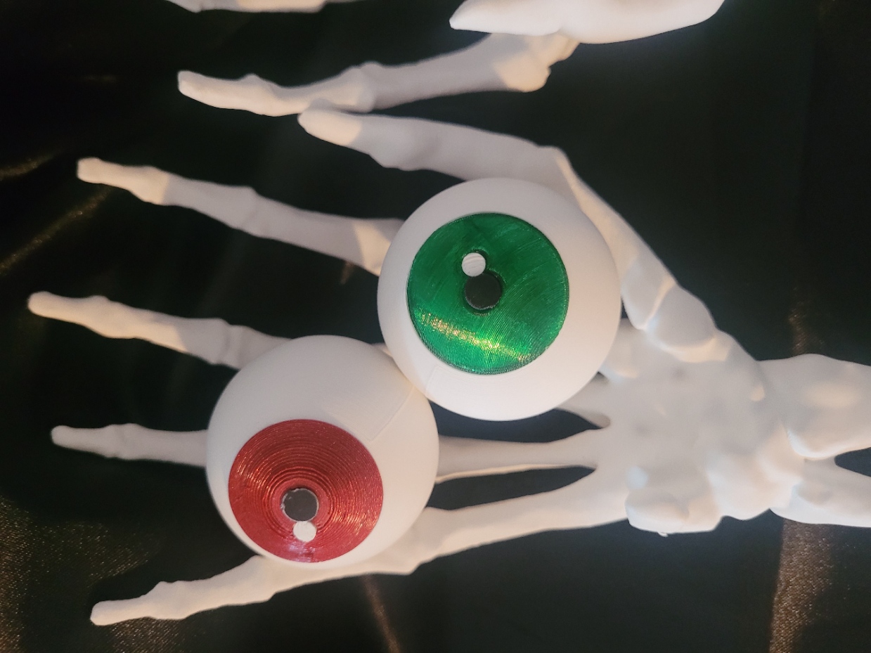 Simple Halloween Eyeball (Single Extruder - Multicolor Print) by ...
