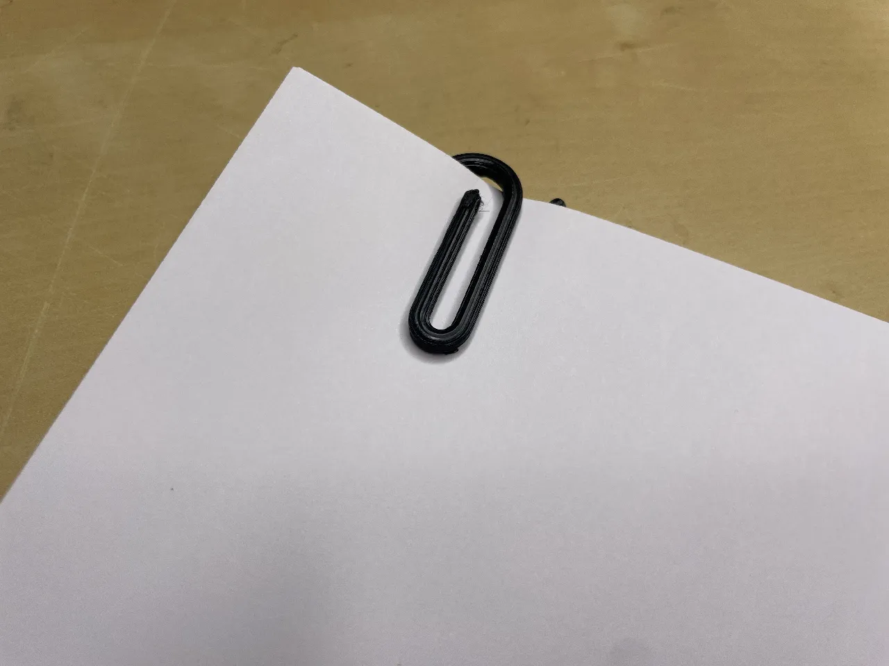 Small Paper Clip by Devise3D | Download free STL model | Printables.com