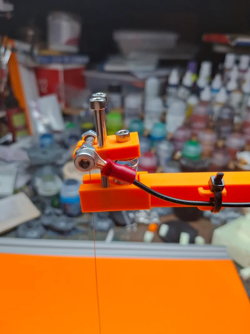 Foam Hot Wire Table par VoyMakesMinis | Téléchargez gratuitement un ...