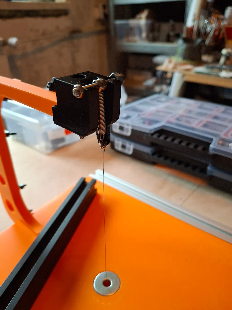 Foam Hot Wire Table par VoyMakesMinis | Téléchargez gratuitement un ...