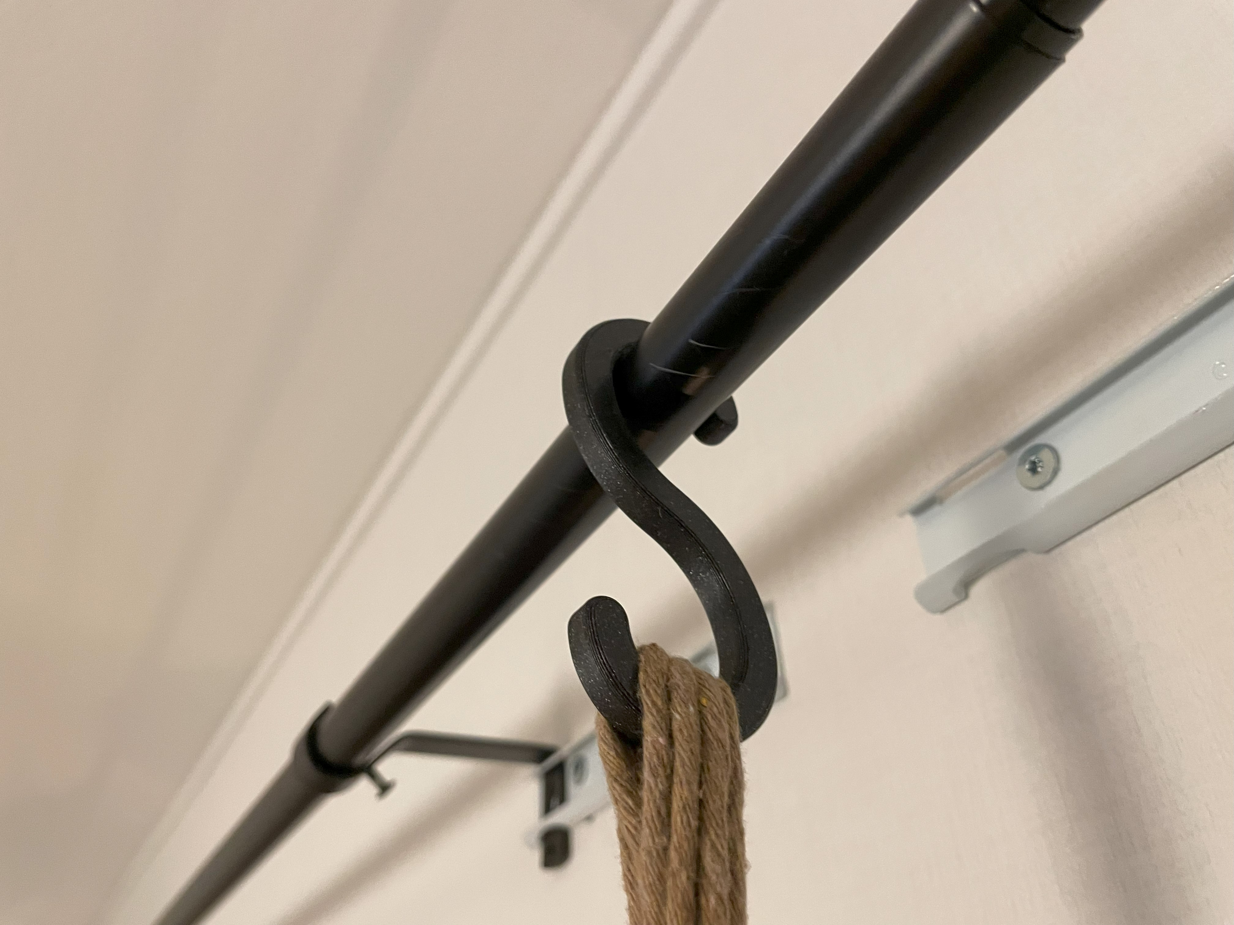 S-shaped hook for curtain rods by suhren | Download free STL model ...
