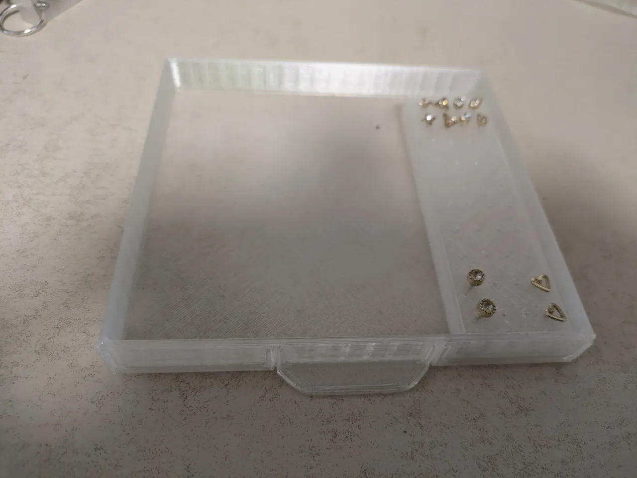 earning_stand_40holes_v1.2 by lin feldy | Download free STL model ...