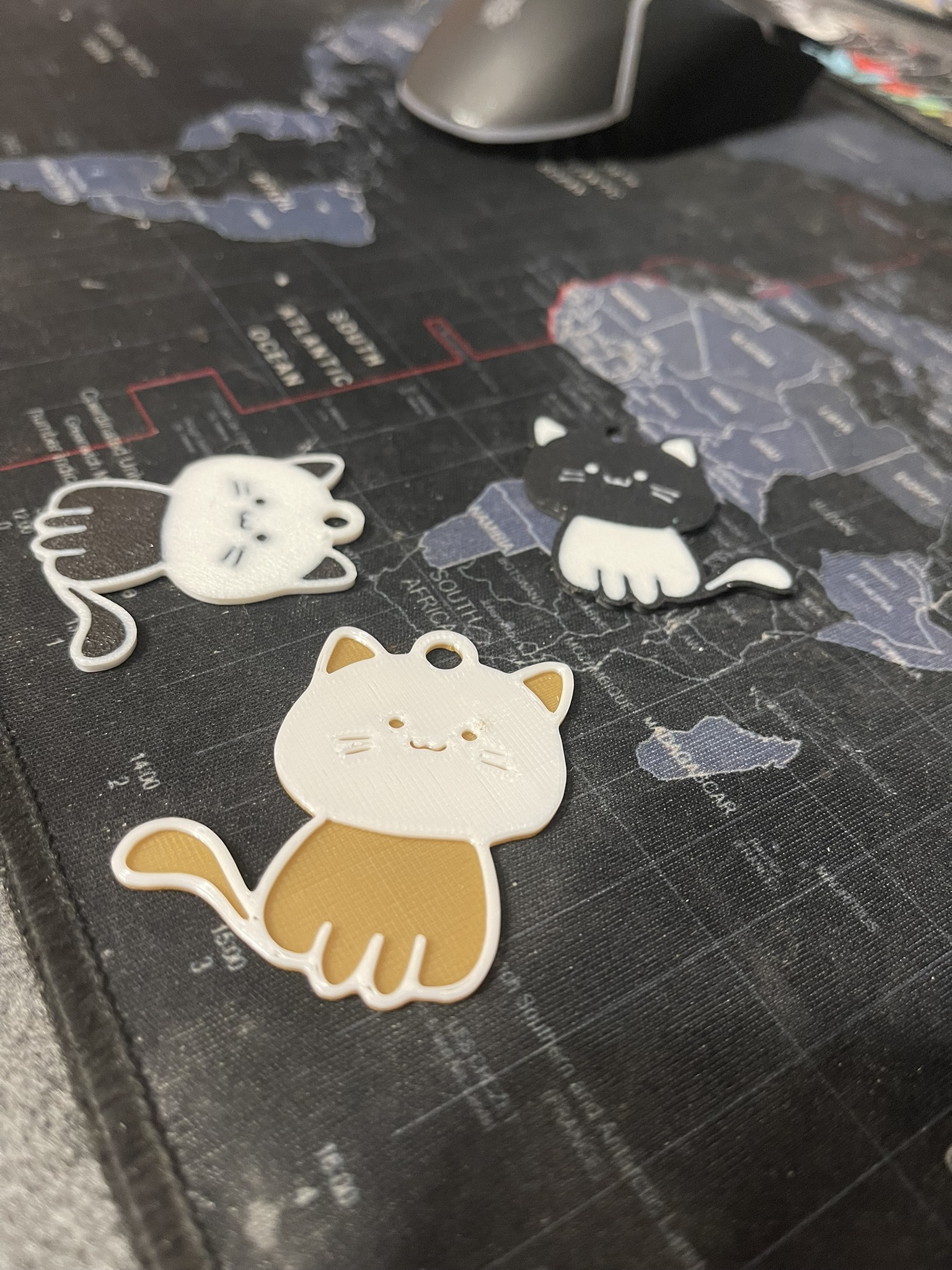 Cat keychain by ideat0m | Download free STL model | Printables.com