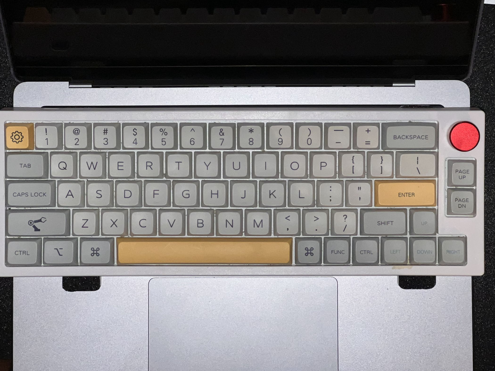 Keyboard spacer / adapter by Filetto acre | Download free STL model ...