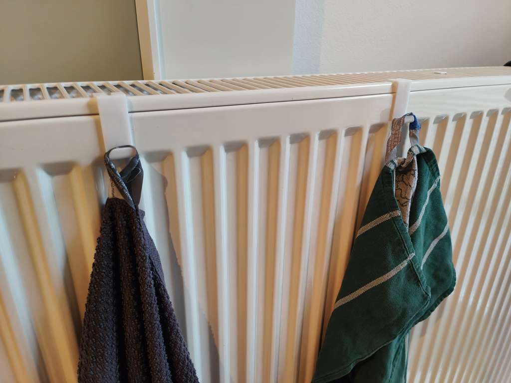 Radiator Towel Hook by Julsen | Download free STL model | Printables.com
