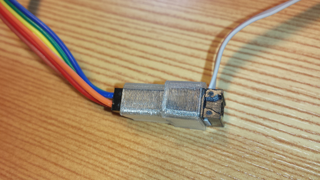 Male IDC connector for ribbon cable and dupont jumpers by Jürgen ...