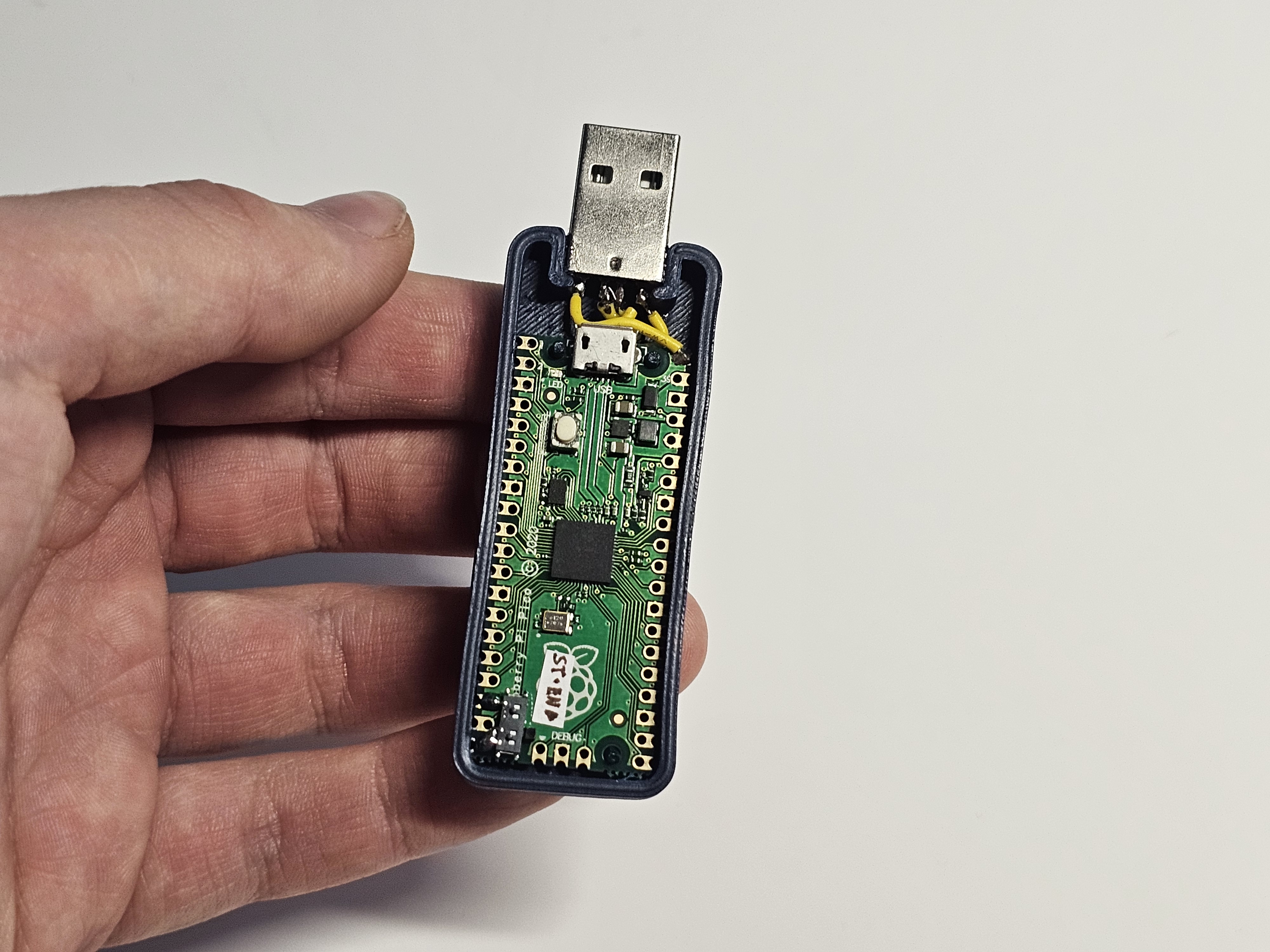 Pi pico USB stick by Magmabow | Download free STL model | Printables.com