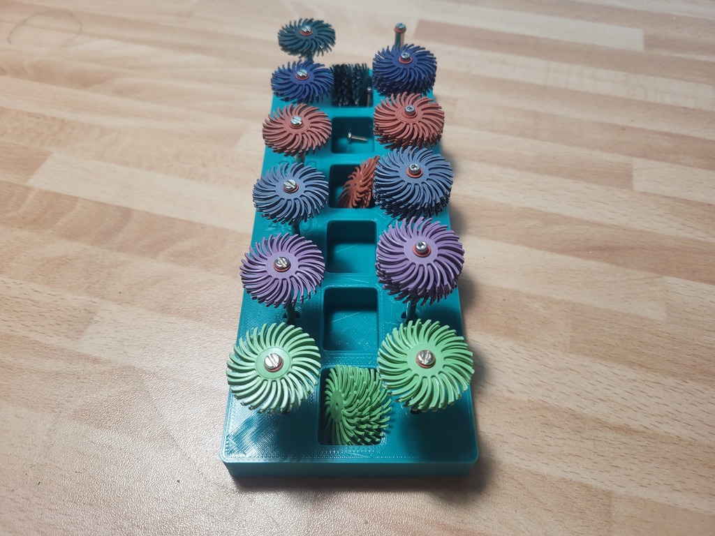 Bristle Disc / Brush Tray by Ideenlabor | Download free STL model ...