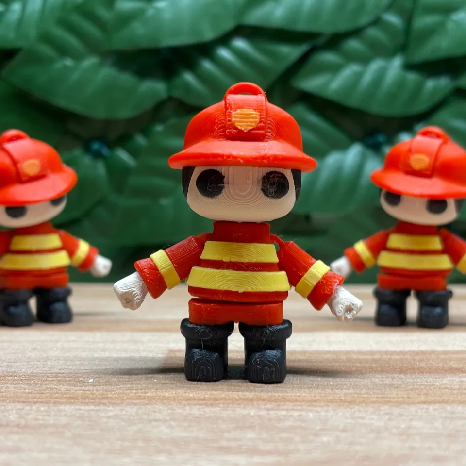 3D Printable Mini Flexi Firefighter by Brandon Santana | Download free ...