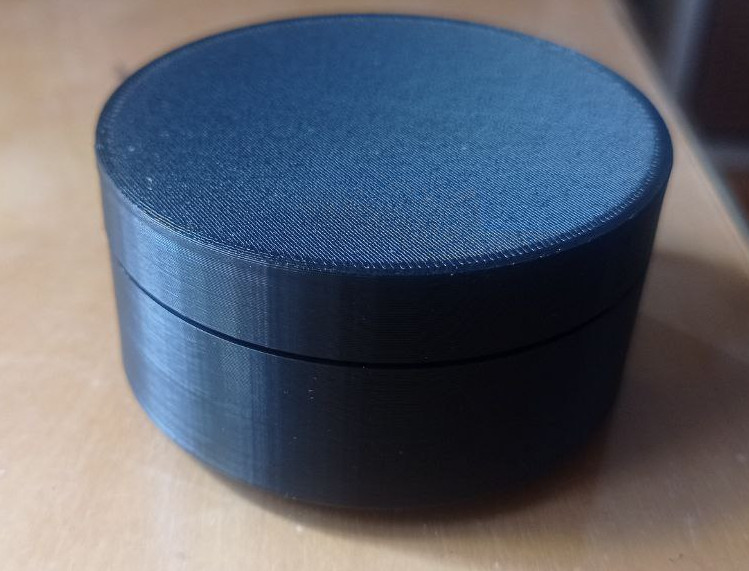 Cilindrical twist open case by alcion | Download free STL model ...