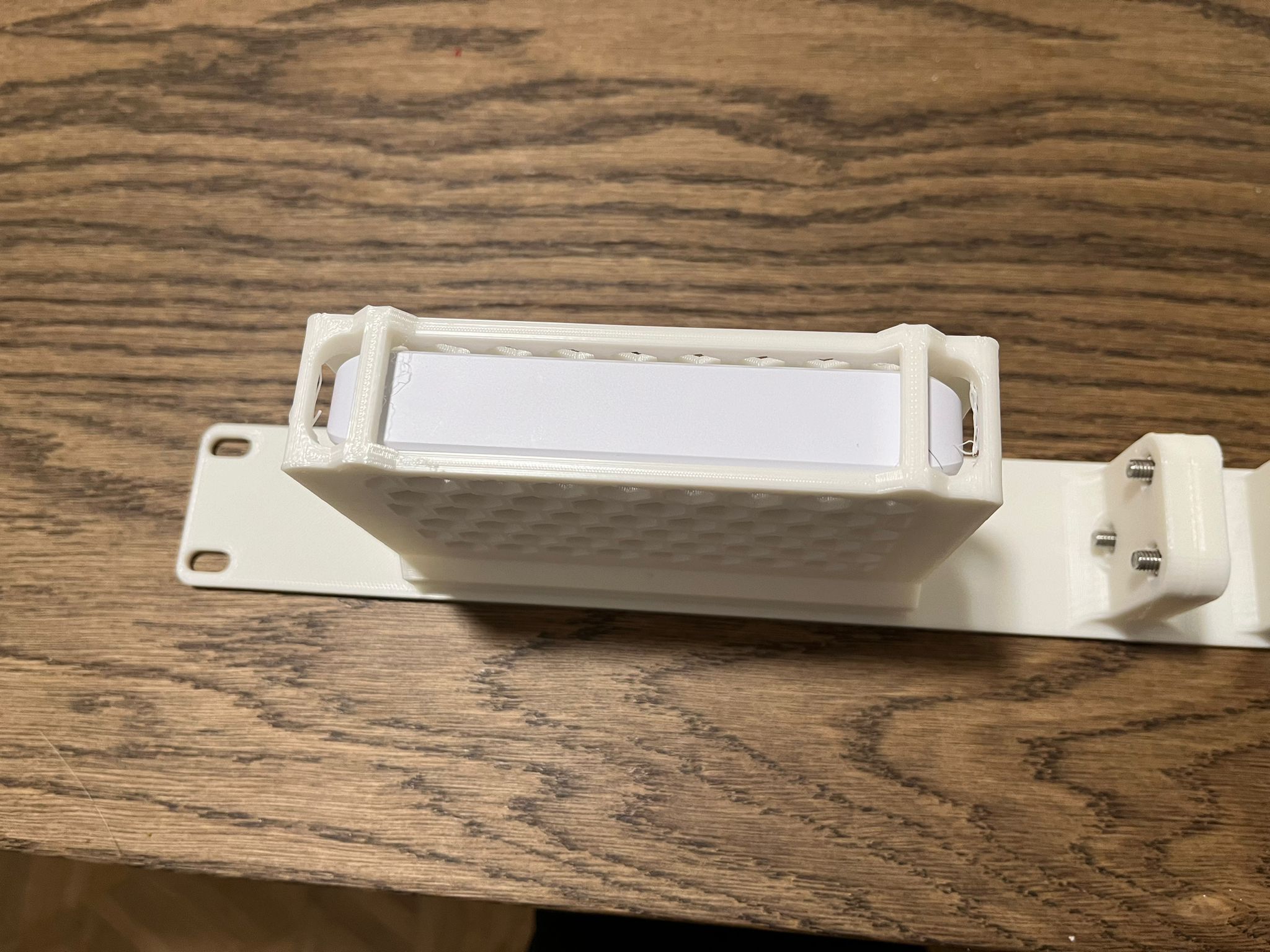 Ubiquiti Unifi USW-Flex-Mini 2.5G 5 19-inch modular rack mount by ...