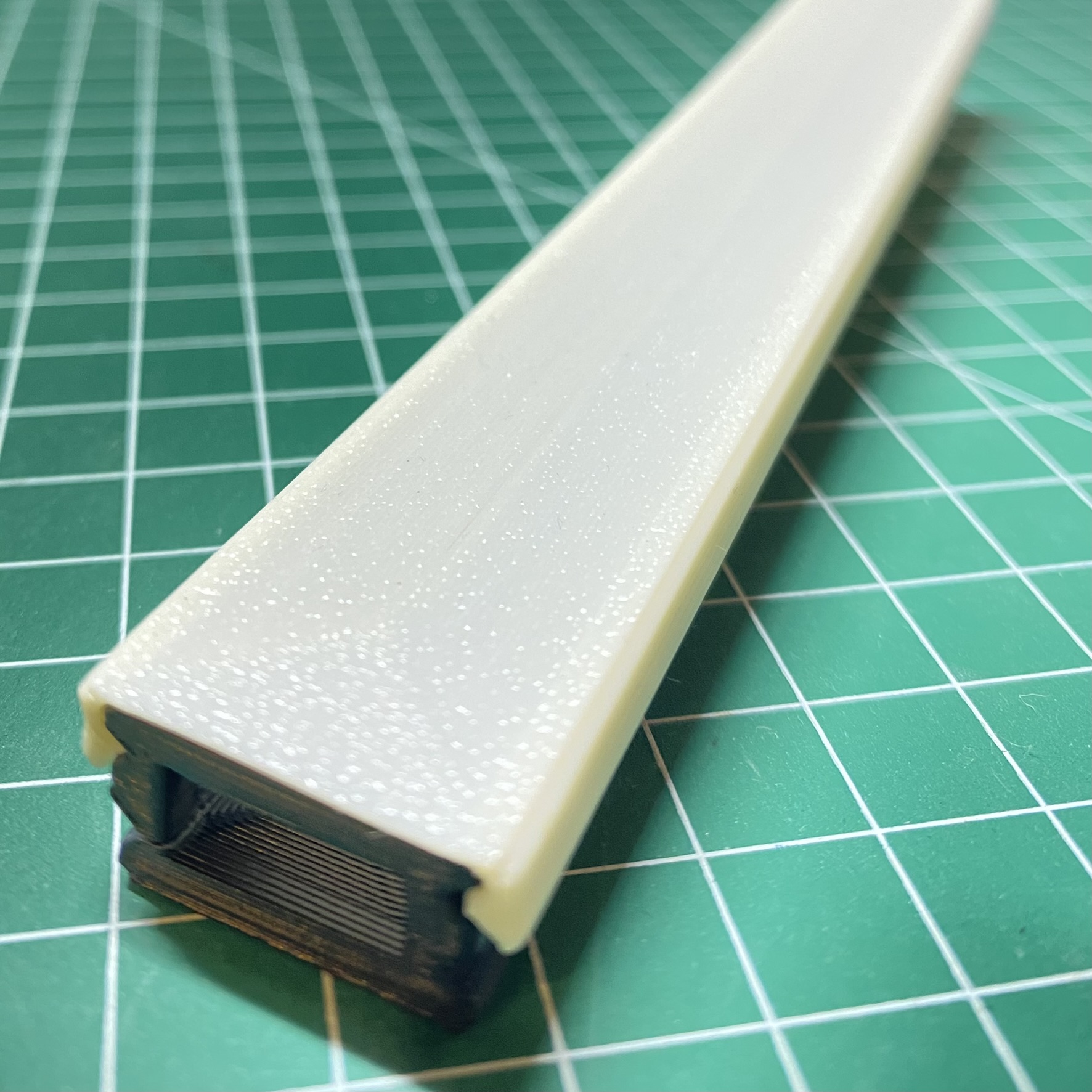 LED Rail + Diffusor by Henrik Sachse | Download free STL model ...