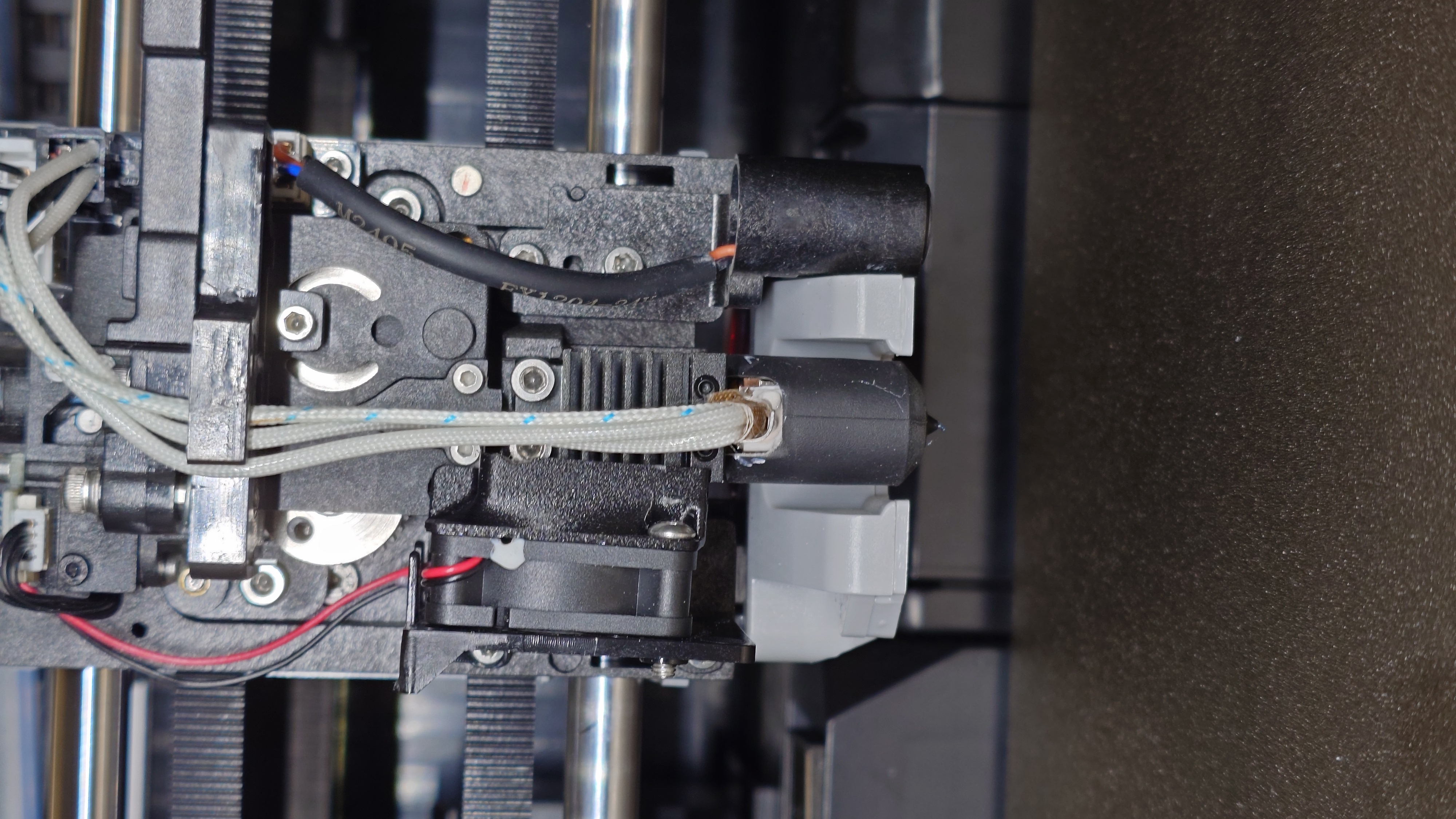 Qidi Plus 4 Hotend air duct by 3D Mad Mesh | Download free STL model ...