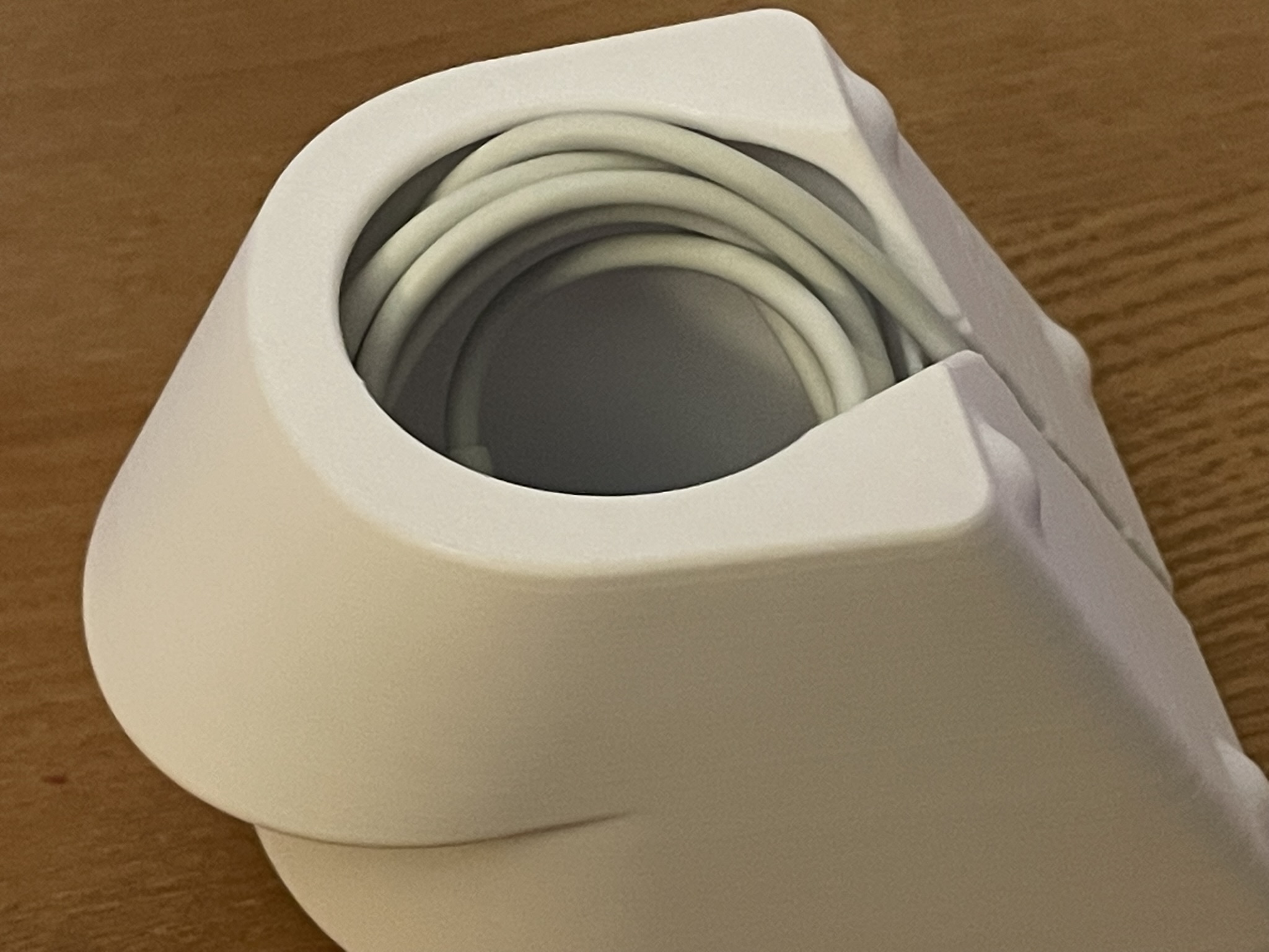 easy-pull Apple MagSafe phone stand (v2!!) by thoperSought | Download ...