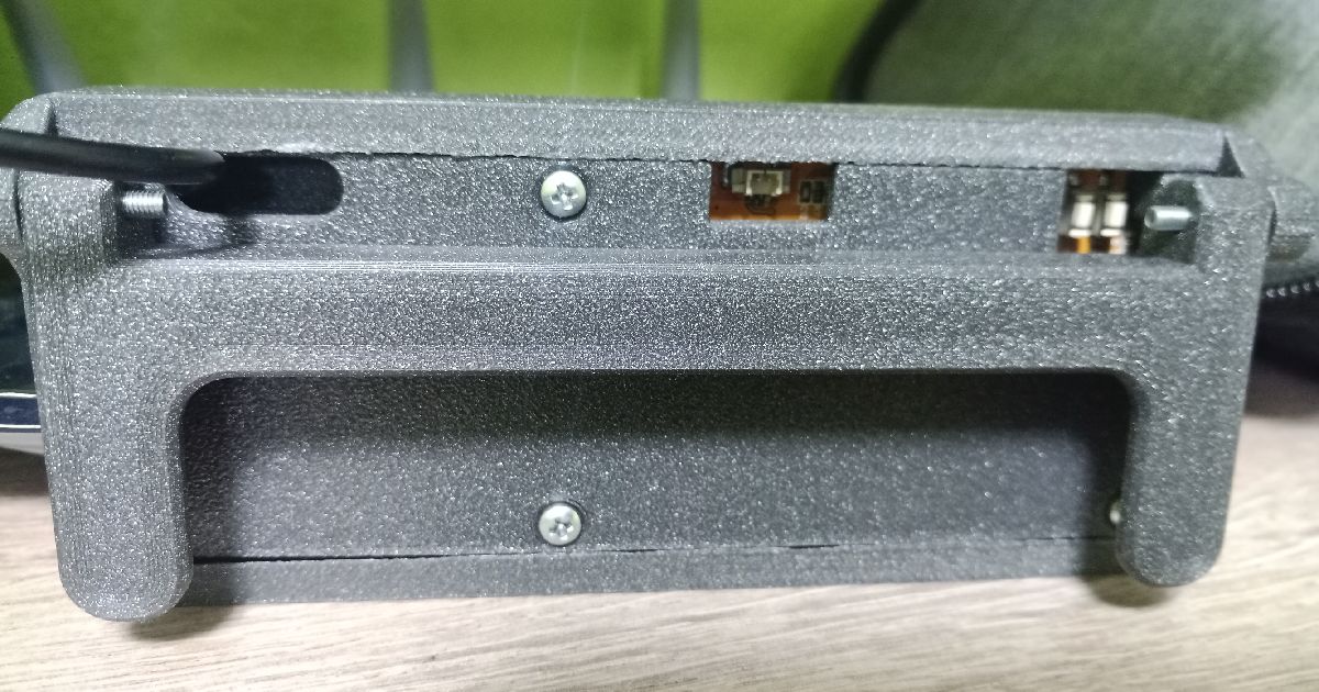 Zadní kryt pro Xtouch pro novější verzi obrazovky by Radek Janovský ...